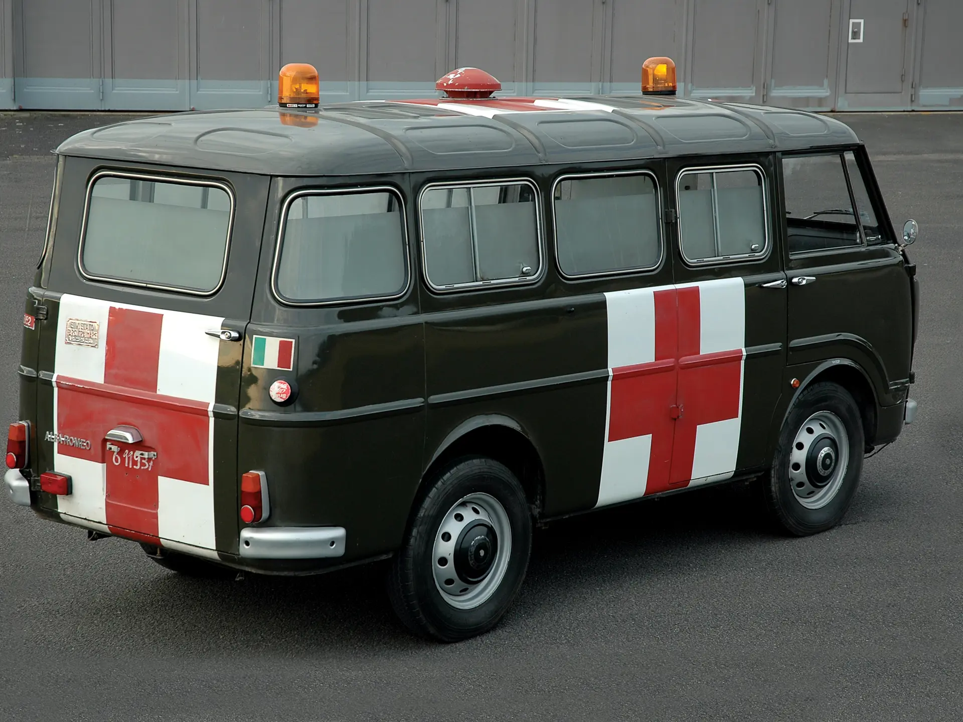 1968 Alfa Romeo F12 Ambulance | Automobiles of London 2008 | RM Sotheby's