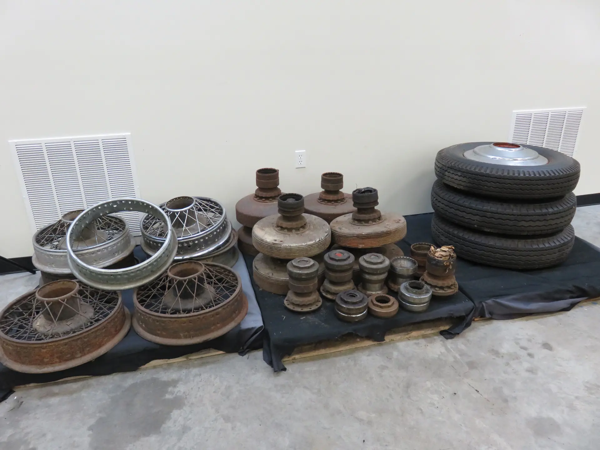 Assortment of Buffalo Wire Wheels With Hubs, Brake Drums, and Center Locking Hub-Caps | Auburn ...