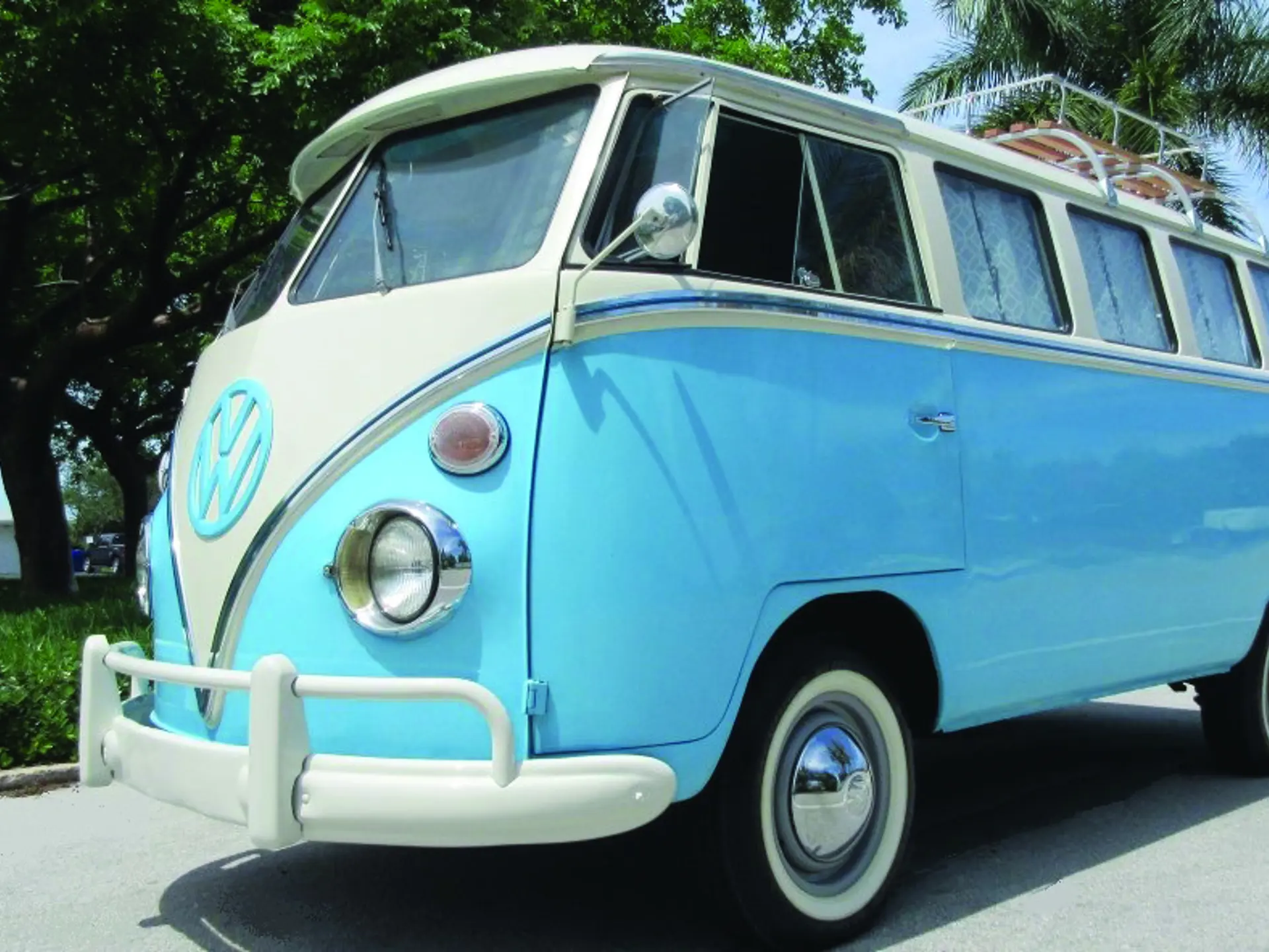 1967 Volkswagen '15-Window' Microbus | Auburn Fall 2017 | RM Sotheby's