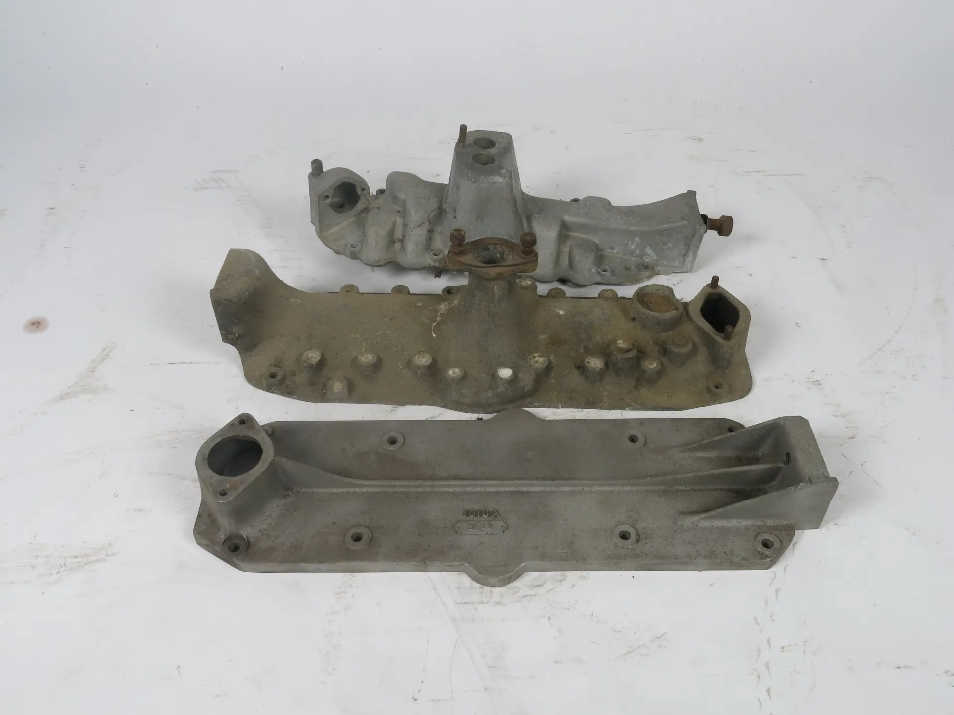 Ardun OHV valley cover, 1933 Ford intake manifold and V8 - 60 intake ...