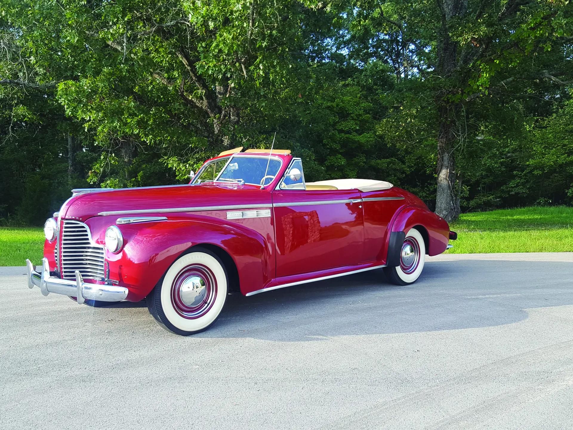 1940 Buick Super Convertible Coupe | Auburn Fall 2017 | RM Sotheby's