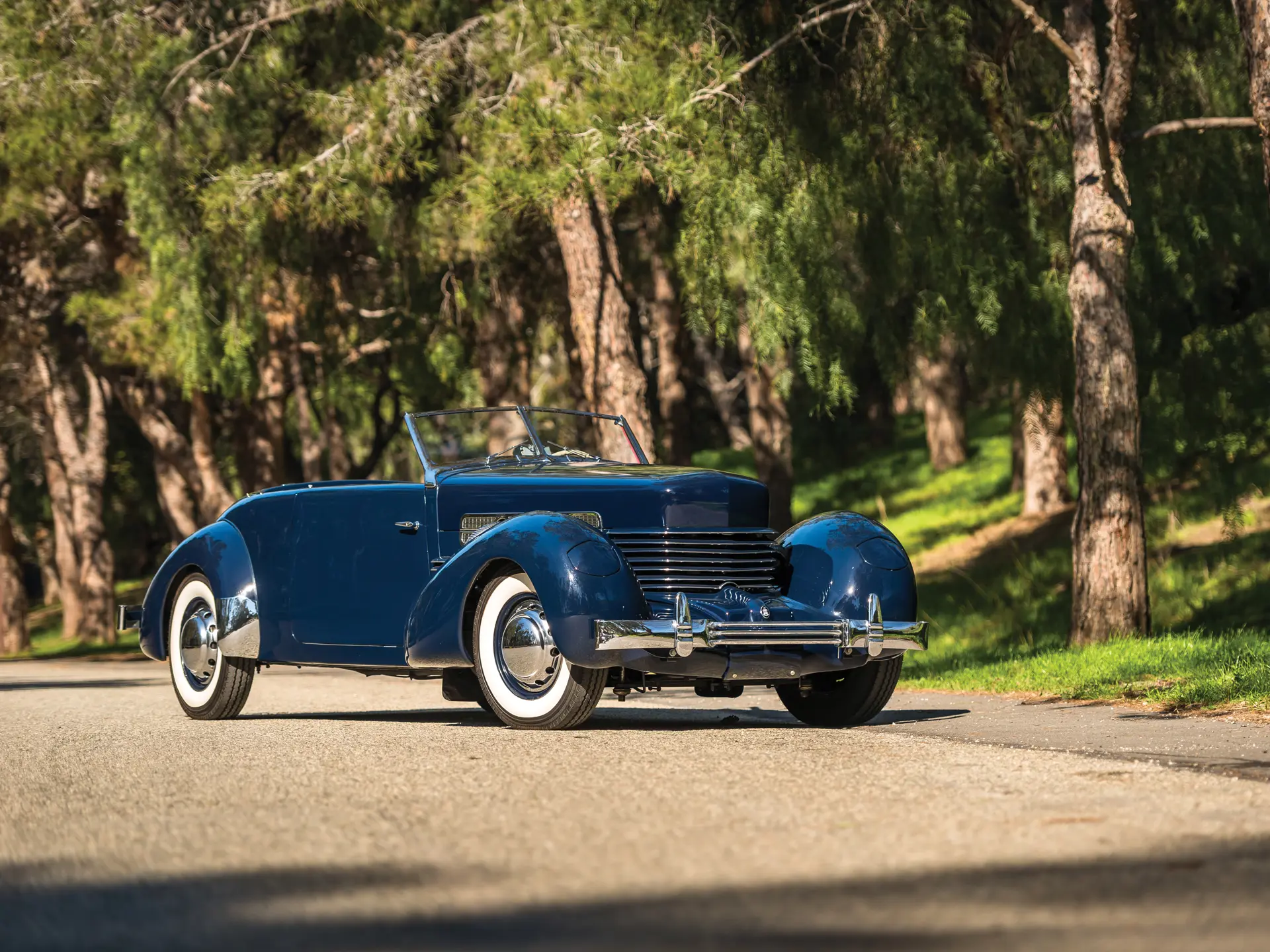 1937 Cord 812 Supercharged Phaeton | Amelia Island 2019 | RM Sotheby's