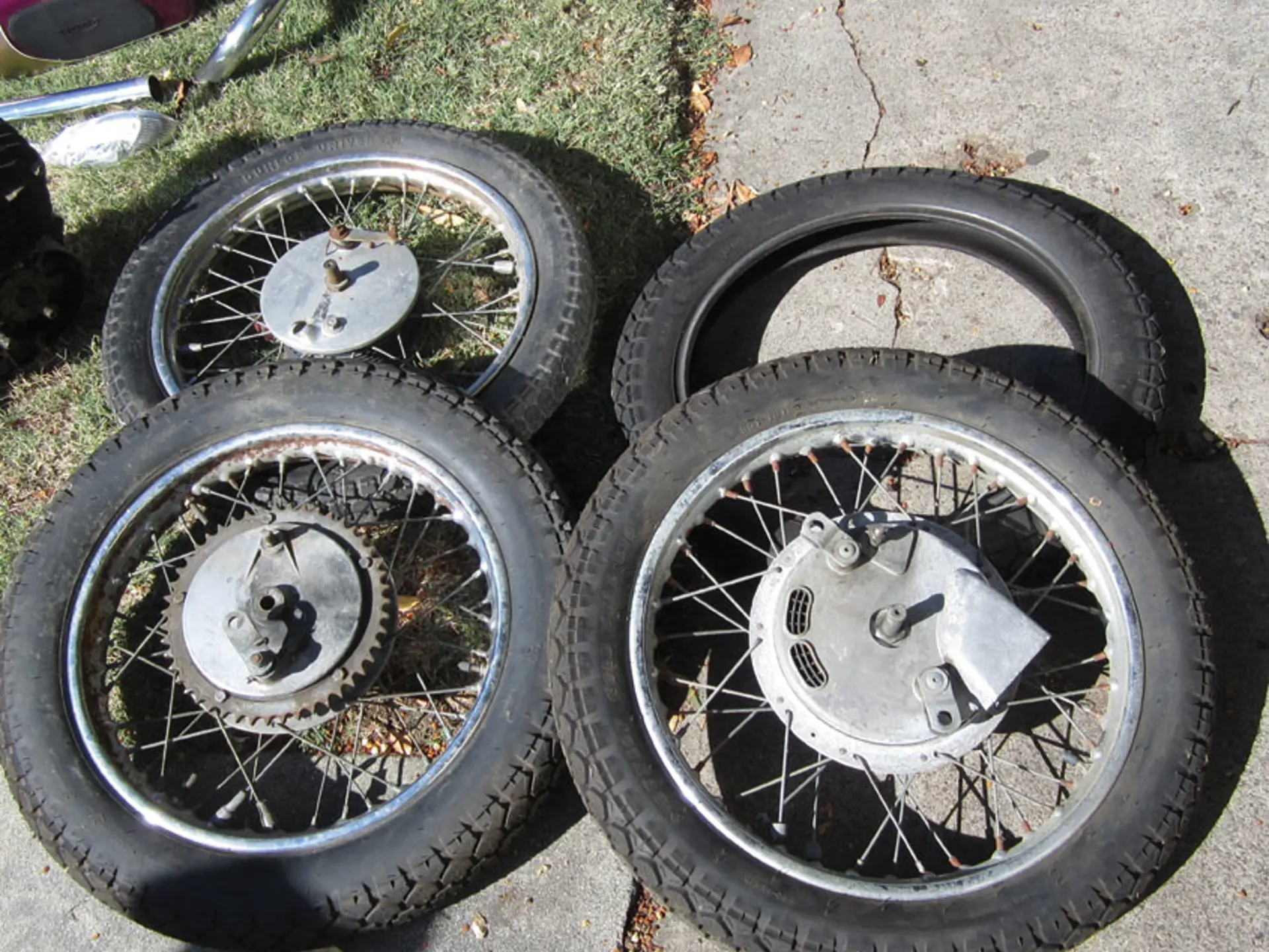Three British Wheels One Tire | Las Vegas Premier Motorcycle Auction ...
