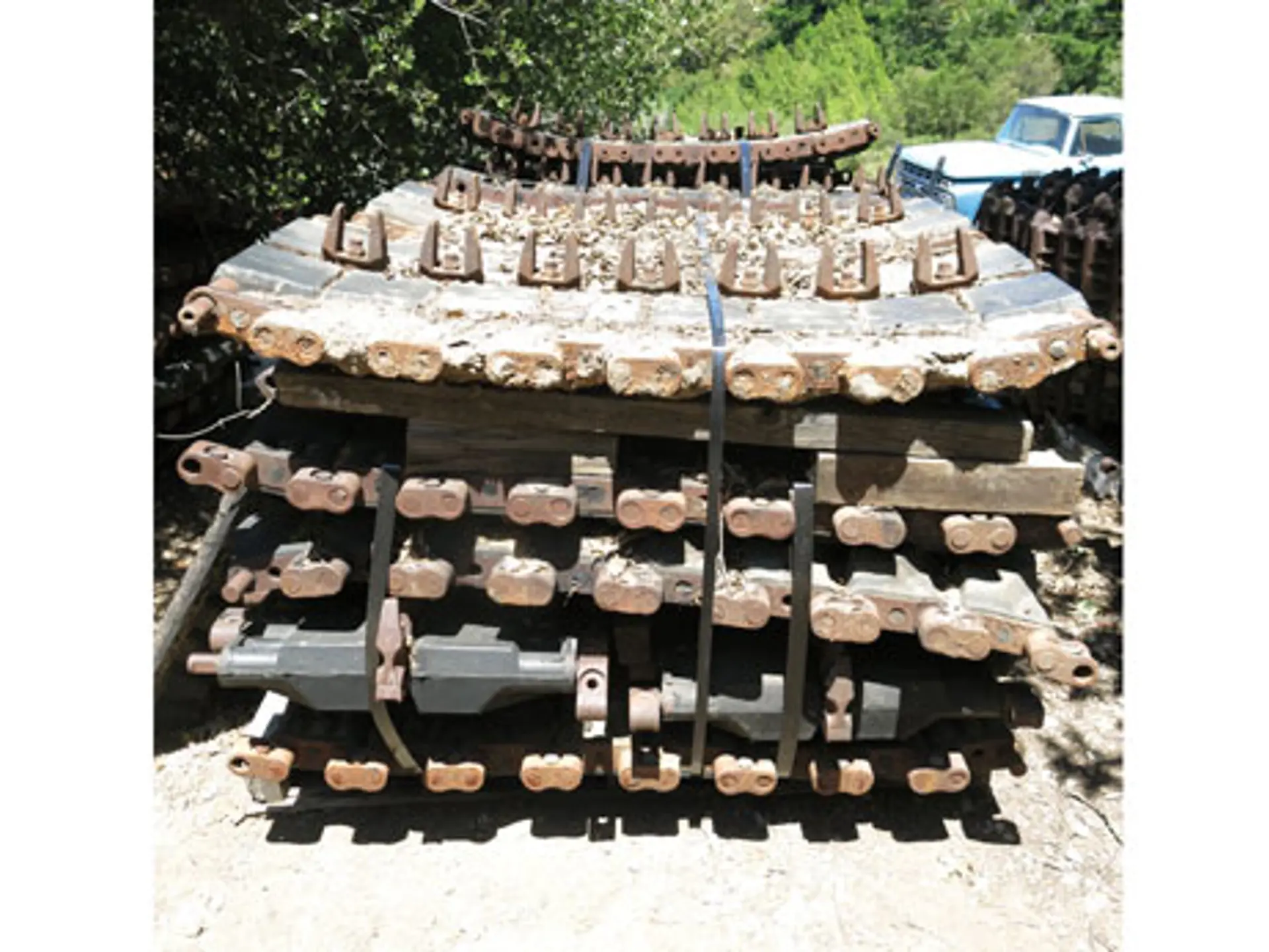 Twenty Eight Inch Center Guide Chevron Track | The Littlefield ...