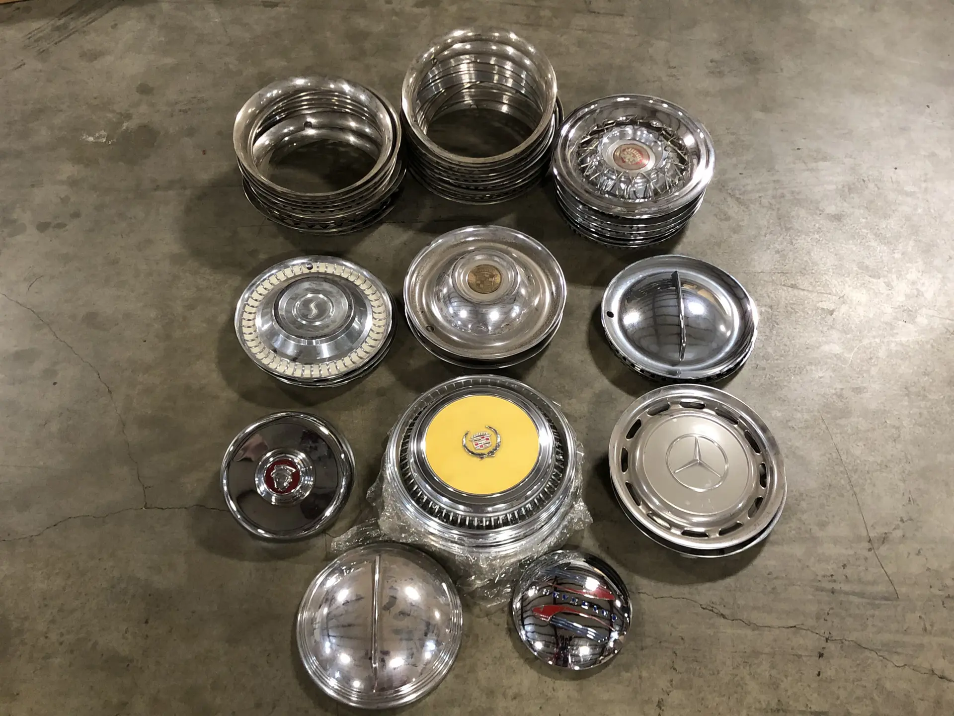 Assorted Hub Caps, Wheel Covers, and Trim Rings | Auburn Fall 2020 | RM ...