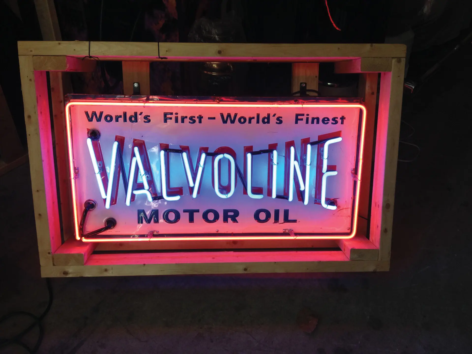Valvoline Neon Sign, Original, 18 x 36in, SSTN | Fort Lauderdale 2015 ...
