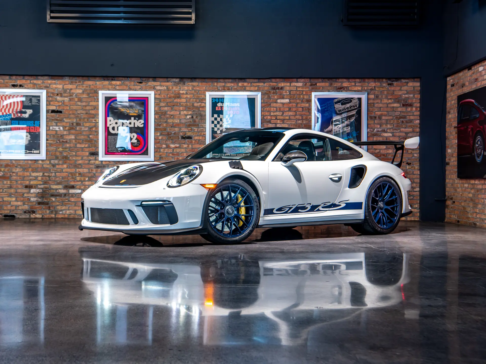 2019 Porsche 911 GT3 RS 'Weissach' | Monterey 2024 | RM Sotheby's