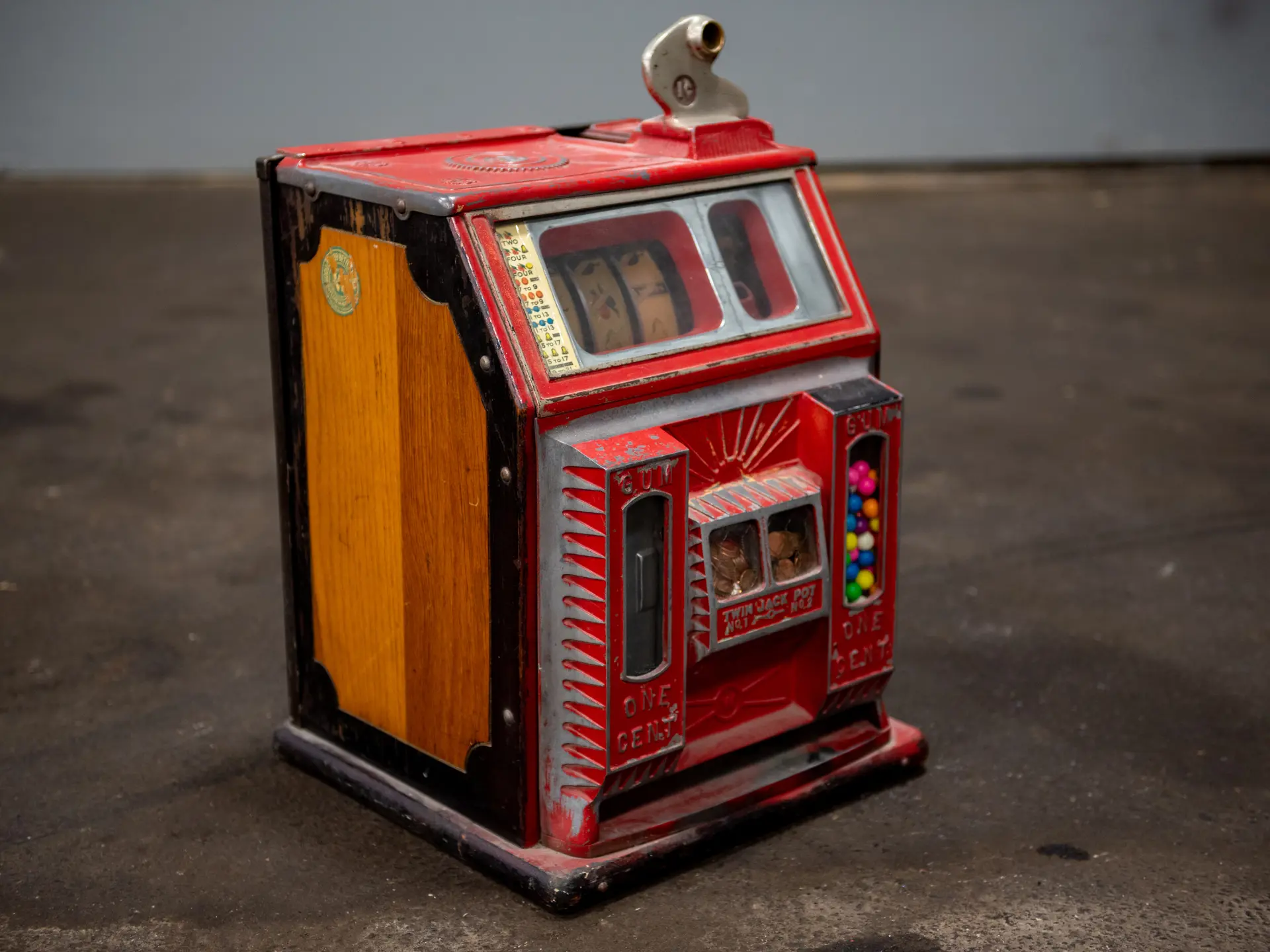 Watling Twin Jack Pot Slot Machine | Auburn Fall 2021 | RM Sotheby's