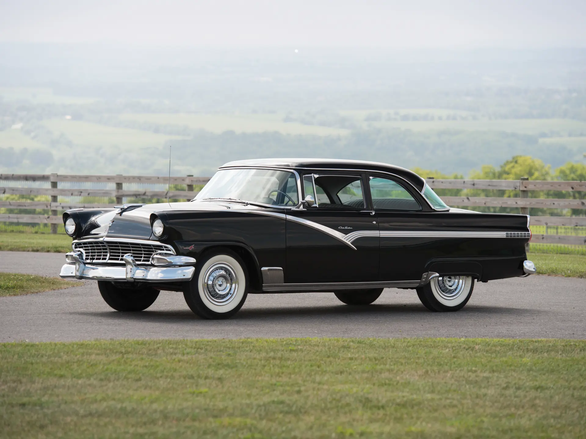 1956 Ford Fairlane Club | Auburn Spring 2015 | RM Sotheby's