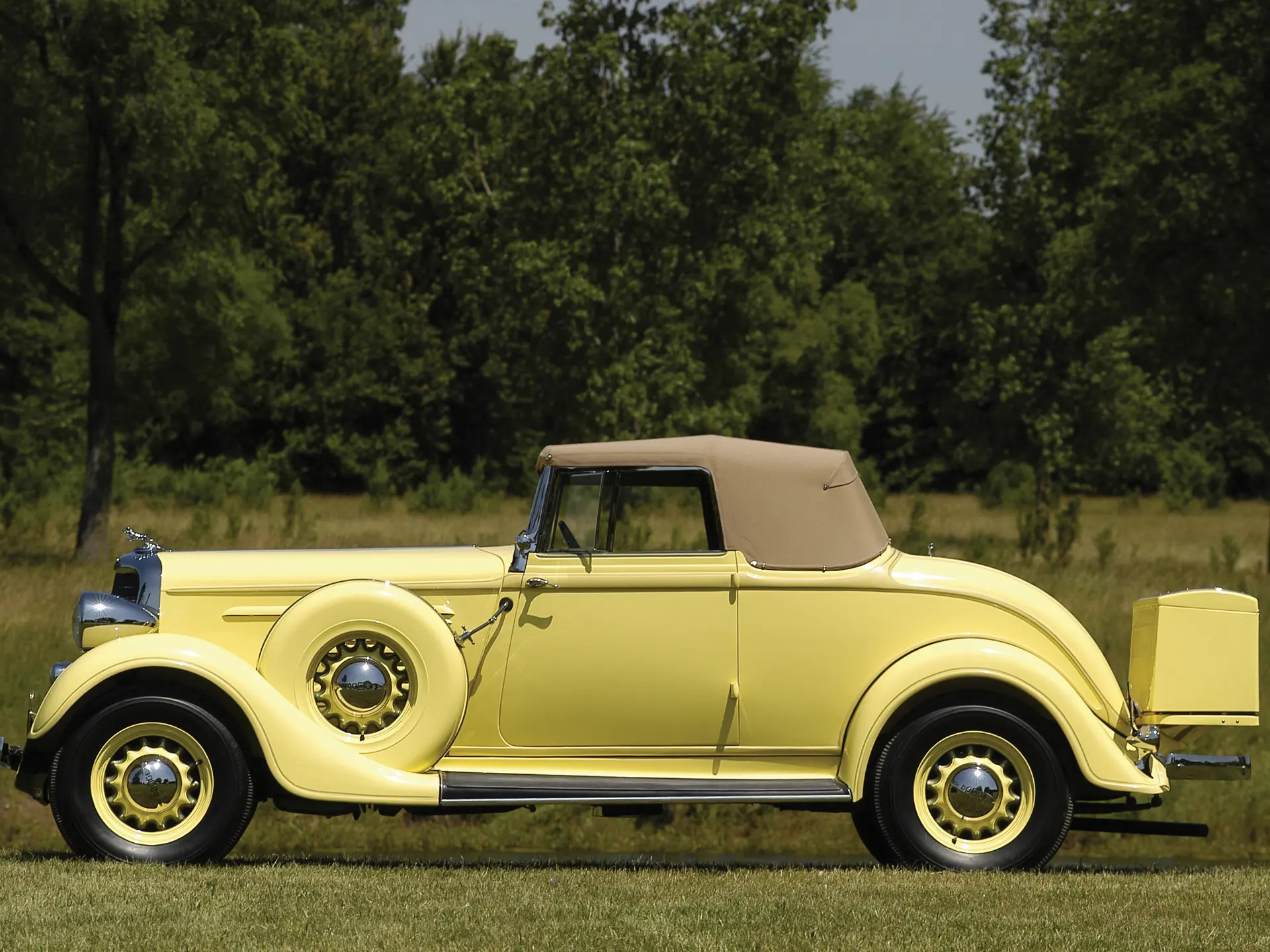 1934 Dodge Deluxe Model DR Conv. Coupe | S. Ray Miller Collection | RM ...