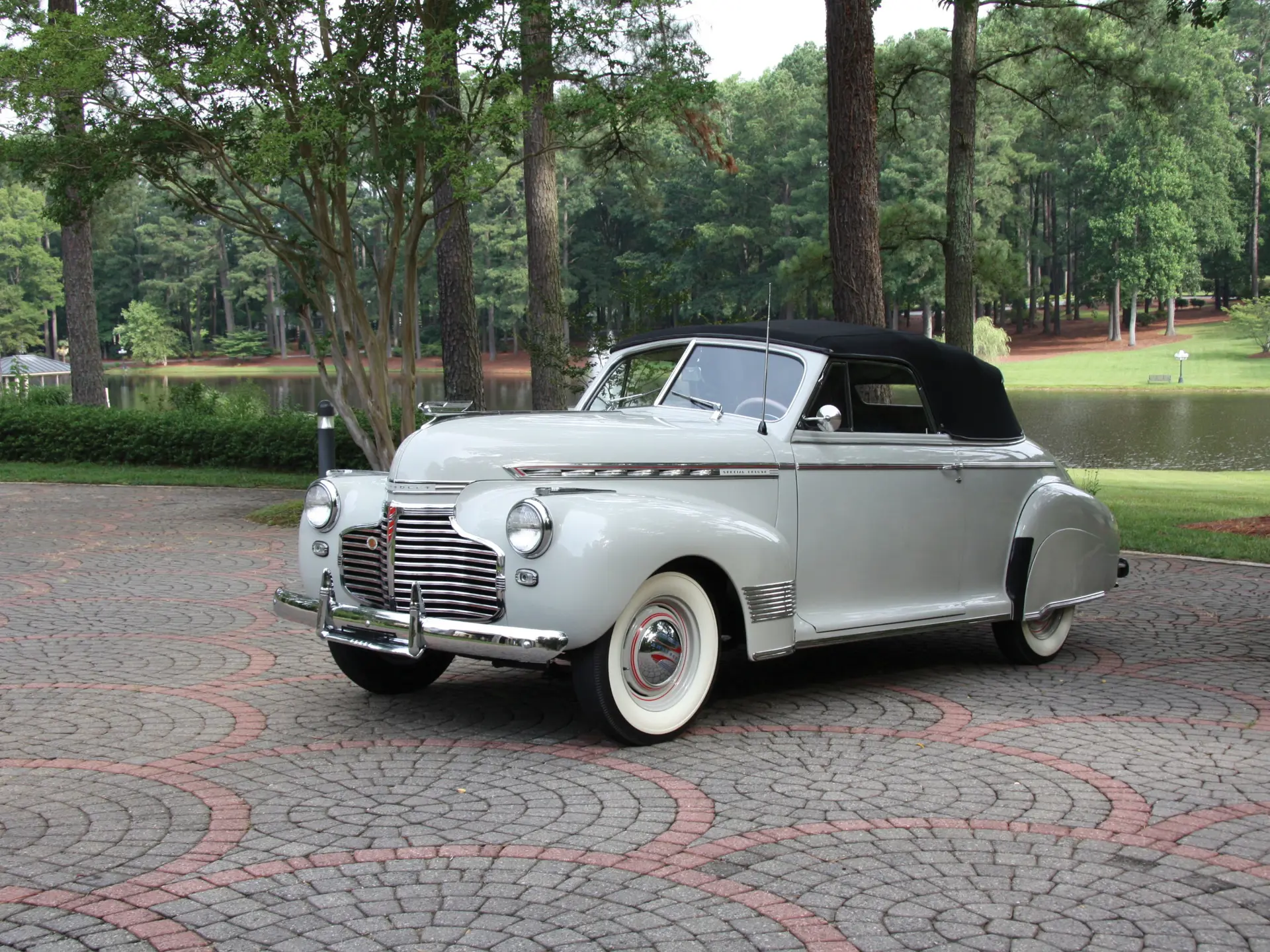 1941 Chevrolet Special Deluxe | Auburn Fall 2015 | RM Sotheby's