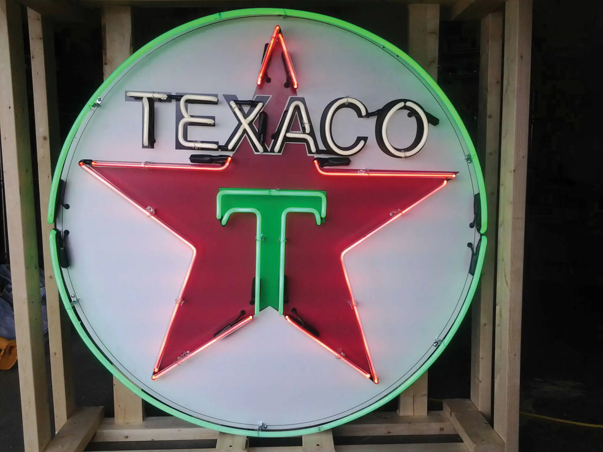 Texaco Neon | Auburn Fall 2014 | RM Sotheby's