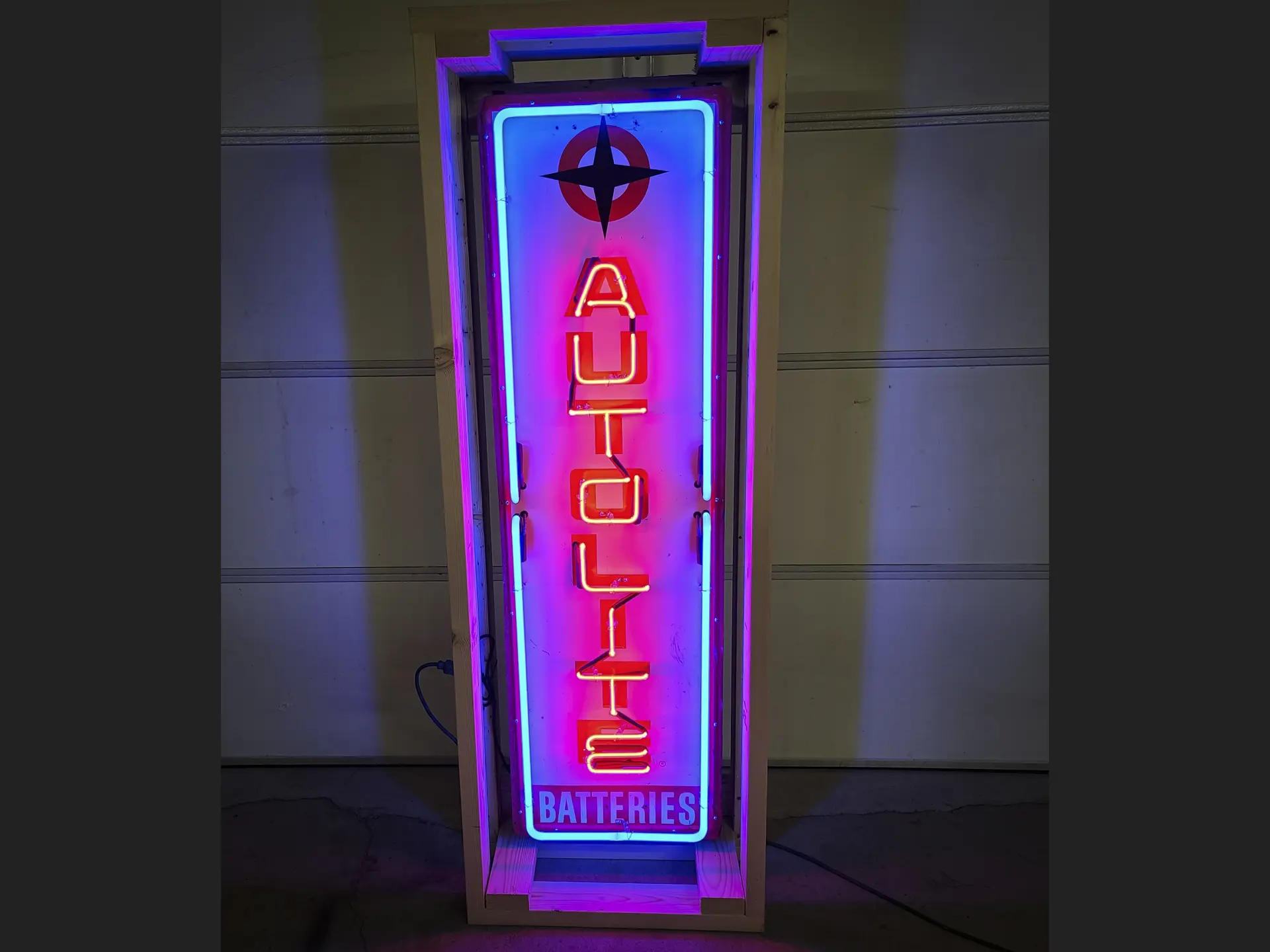 Autolite Batteries Neon Tin Sign | Auburn Fall 2020 | RM Sotheby's