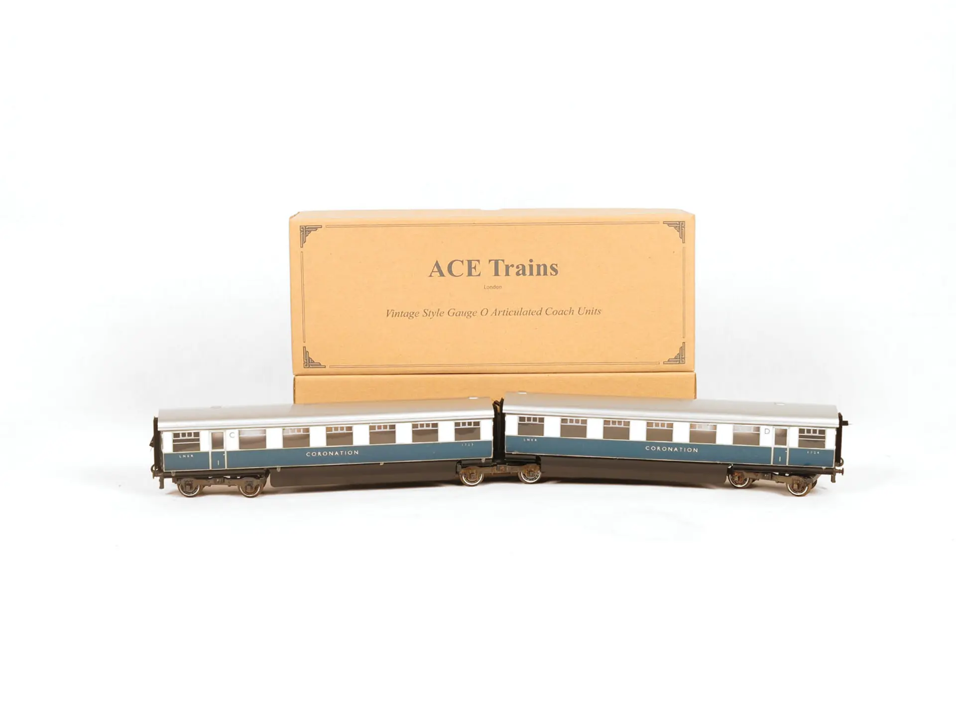 ACE Trains of London O Gauge Vintage-Style Articulated Coach Units ...