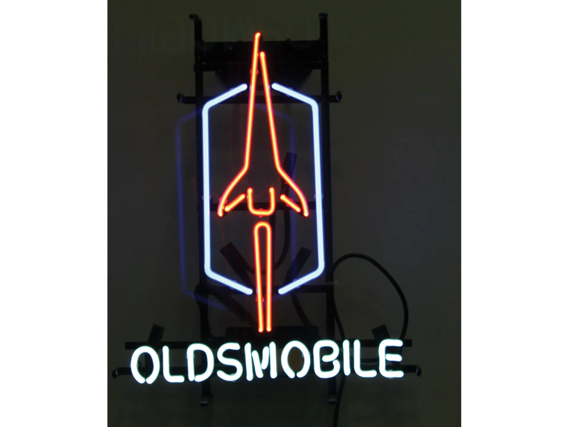 Oldsmobile Neon Sign | Auburn Fall 2018 | RM Sotheby's