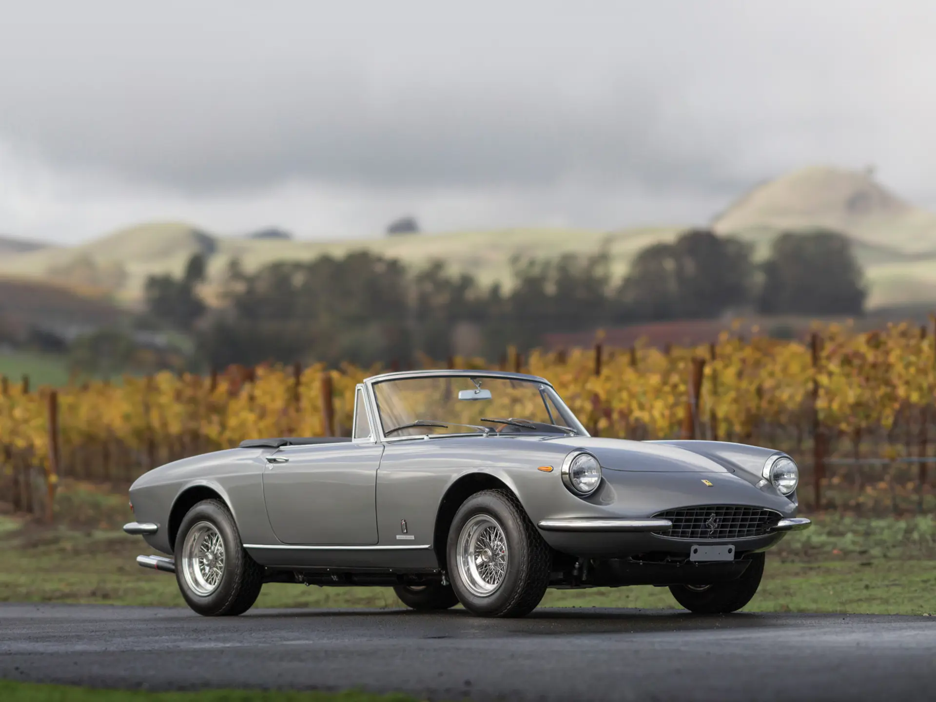 1969 Ferrari 365 GTS by Pininfarina | Arizona 2015 | RM Sotheby's