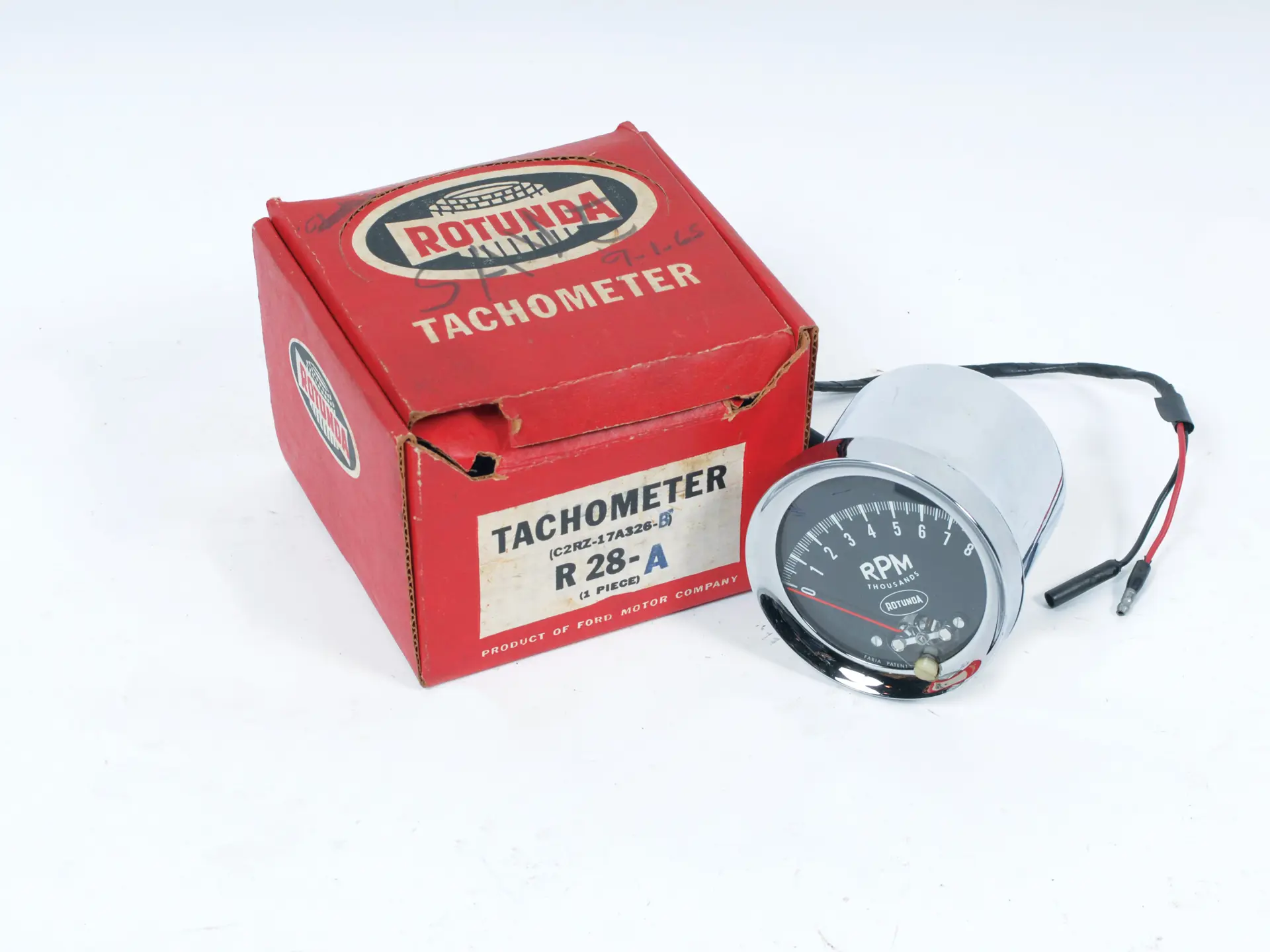 Rotunda Tachometer | Jerry Capizzi's Cappy Collection | RM Sotheby's