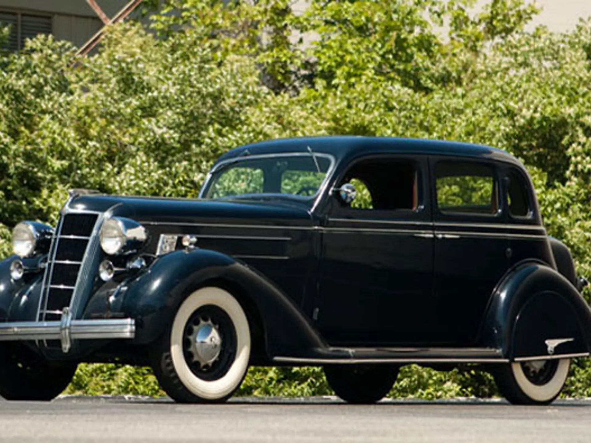 1935 Chrysler Airstream | Auburn Spring 2012 | RM Sotheby's