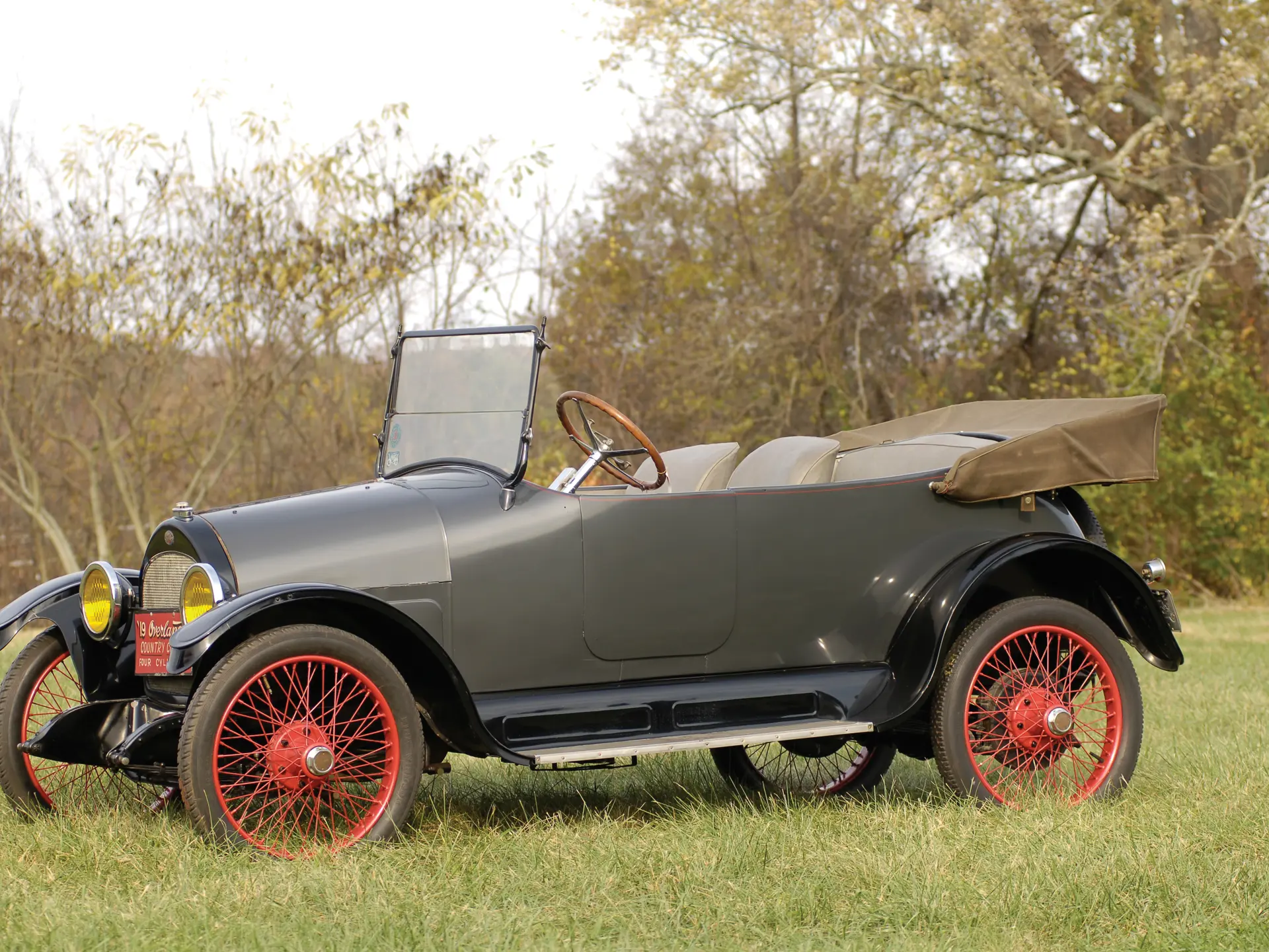 1919 Overland Model 90 Country Club | Vintage Motor Cars at Amelia ...