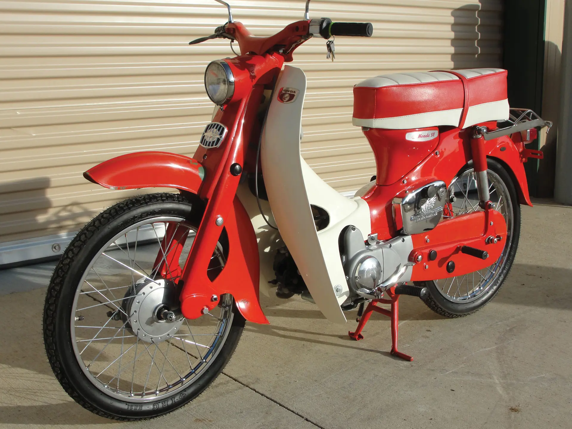 1963 Honda 50 Step Through | Las Vegas Premier Motorcycle Auction | RM Sotheby's