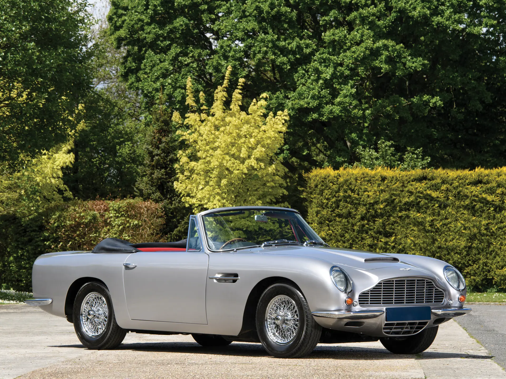 1968 Aston Martin DB6 Volante | London 2019 | RM Sotheby's