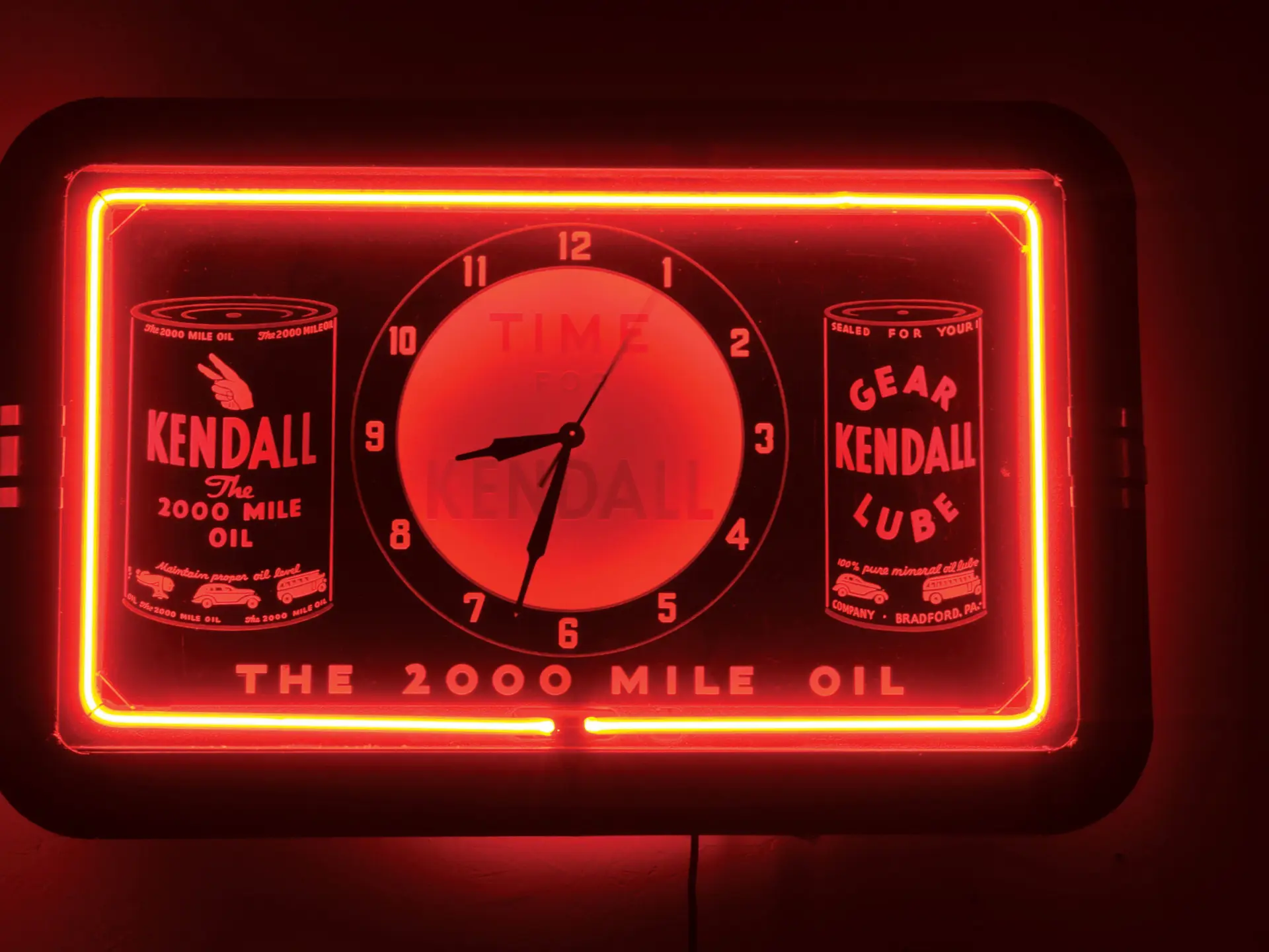 Kendall Oil Clock | The Al Wiseman Collection | RM Sotheby's