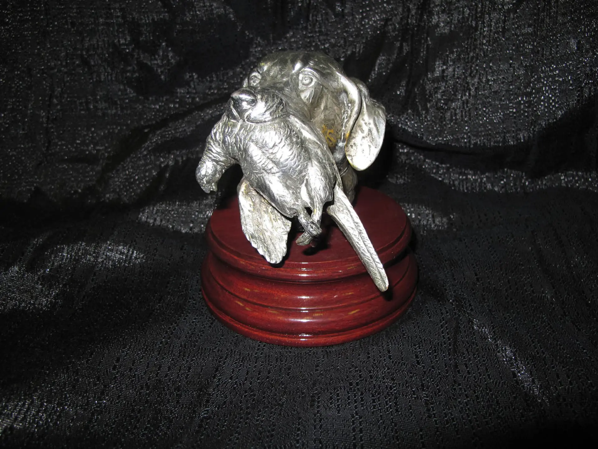 Bird Dog Head Mascot | Auburn Spring 2012 | RM Sotheby's