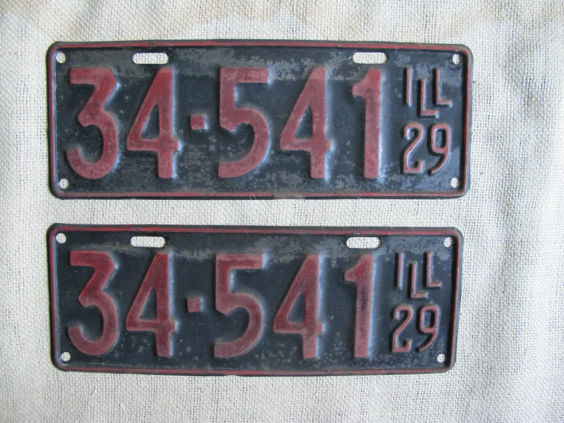 Matched Pair Illinois Plates | The Lee Roy Hartung Collection | RM ...