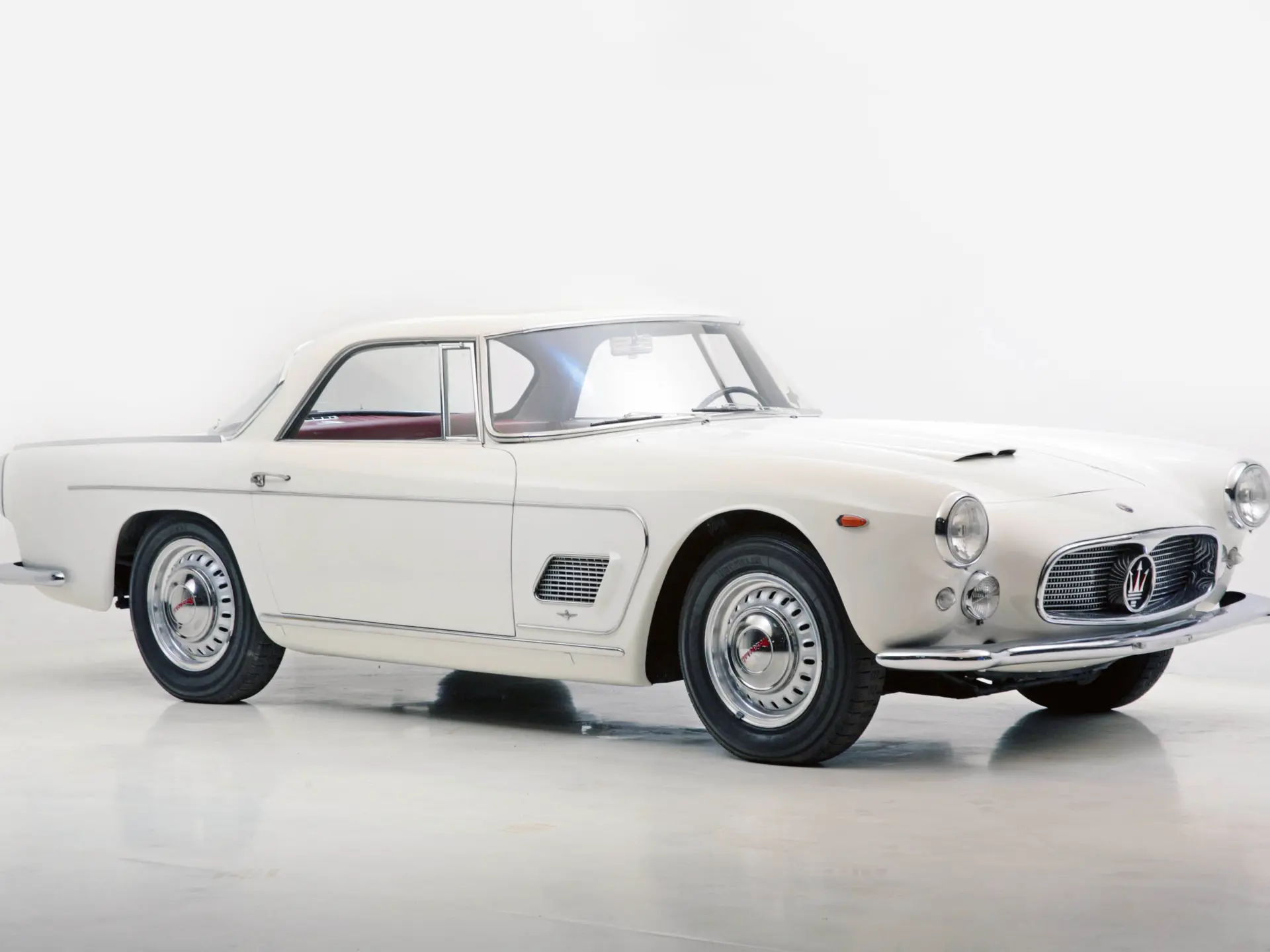 1957 Maserati 3500 GT Berlinetta by Touring | Arizona 2012 | RM Sotheby's