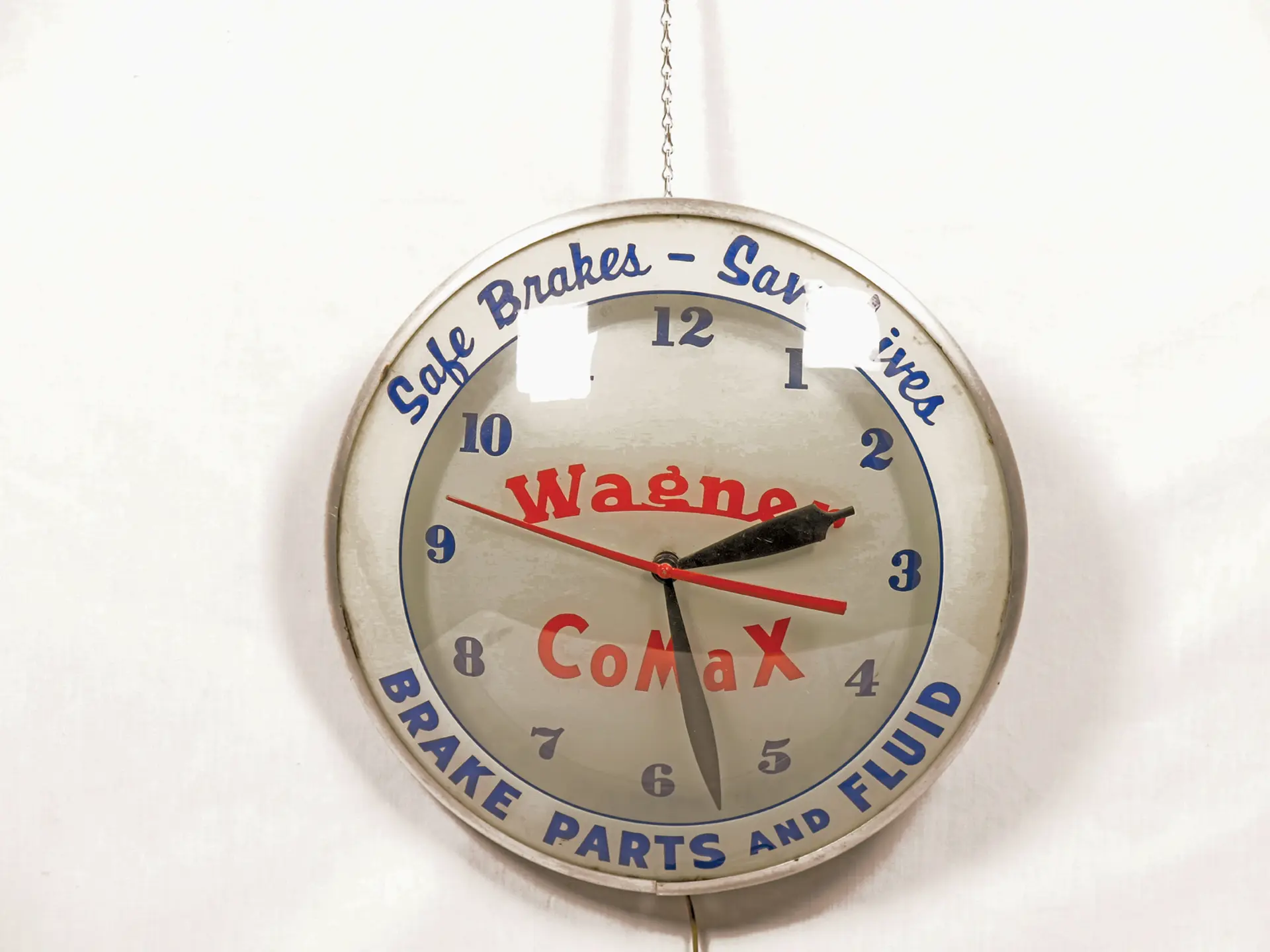 Wagner Brake Parts Double Bubble Clock | Auburn Memorabilia Auction ...