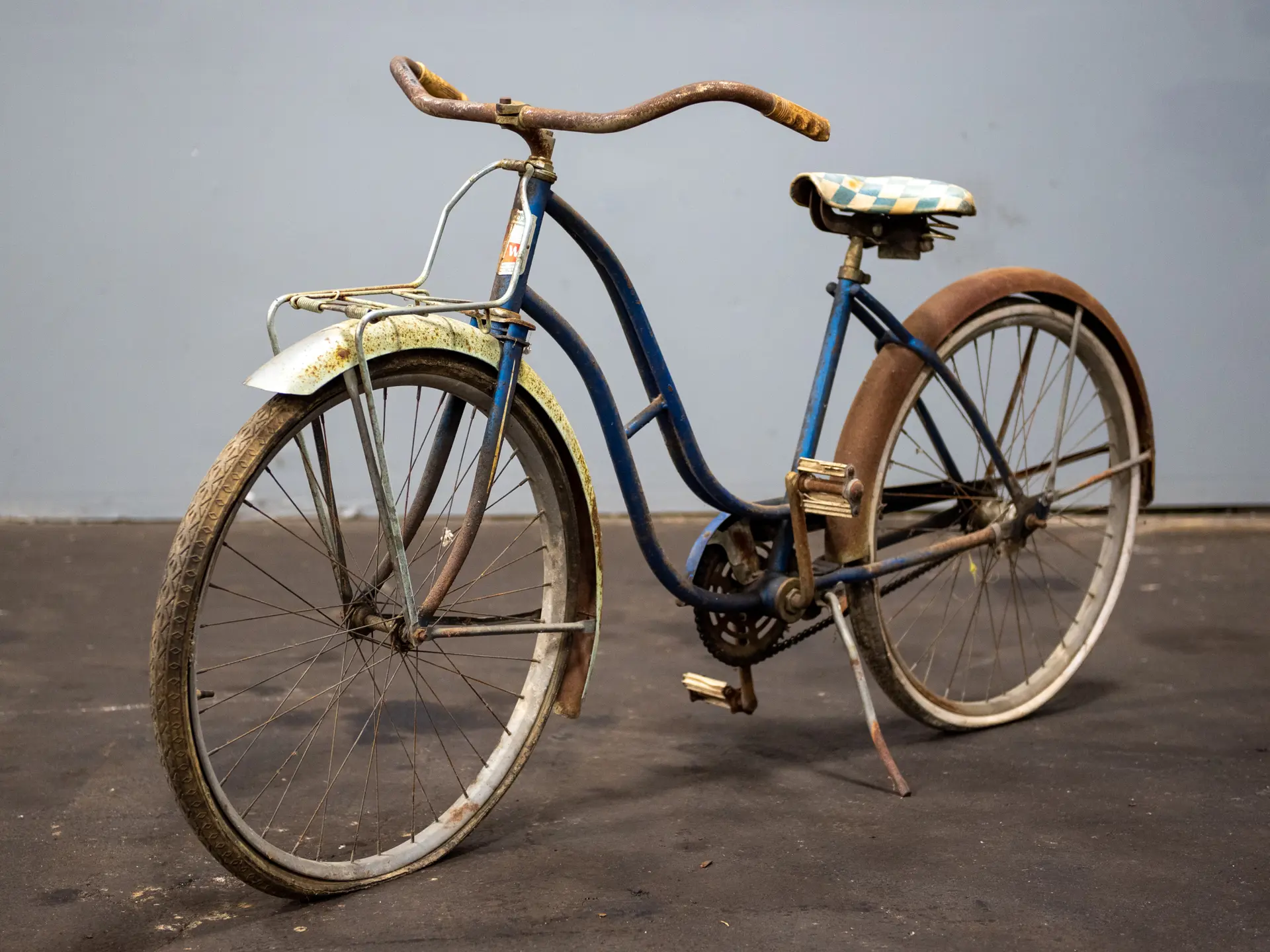 Hawthorne Bicycle | Auburn Fall 2021 | RM Sotheby's