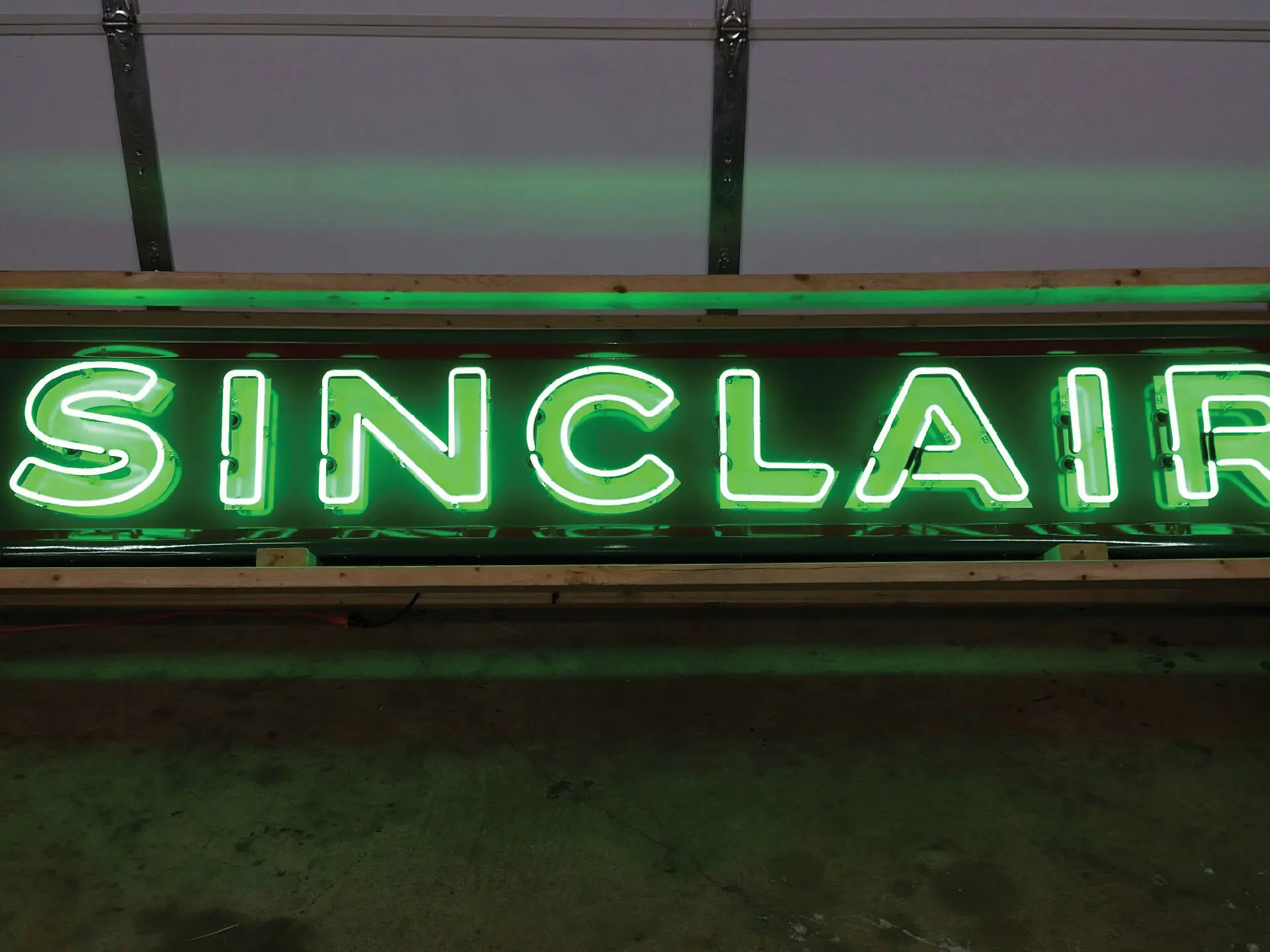 Original SINCLAIR porcelain neon sign, 18x117in | Auburn Fall 2015 | RM ...