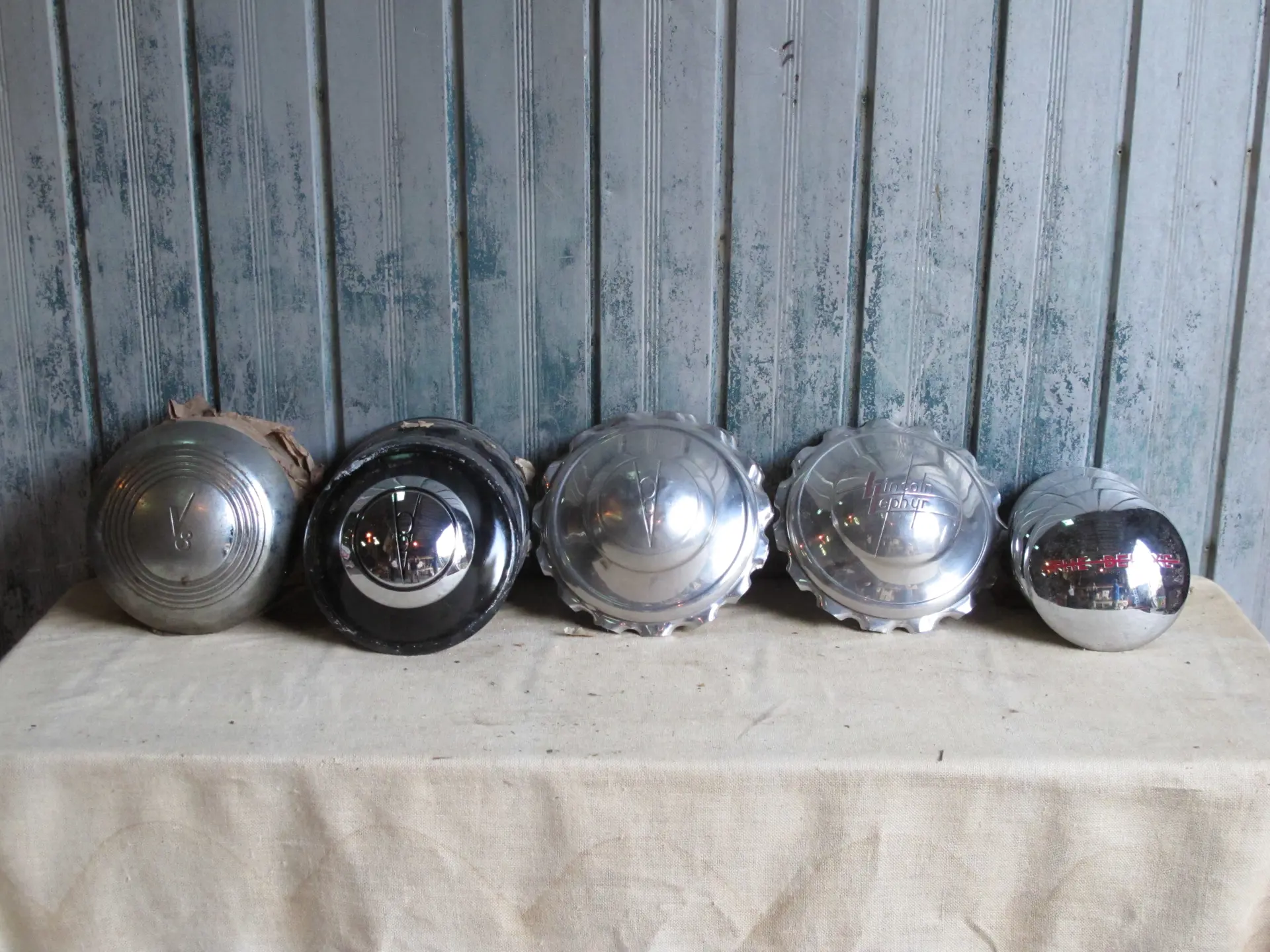 Hub Caps | The Lee Roy Hartung Collection | RM Sotheby's