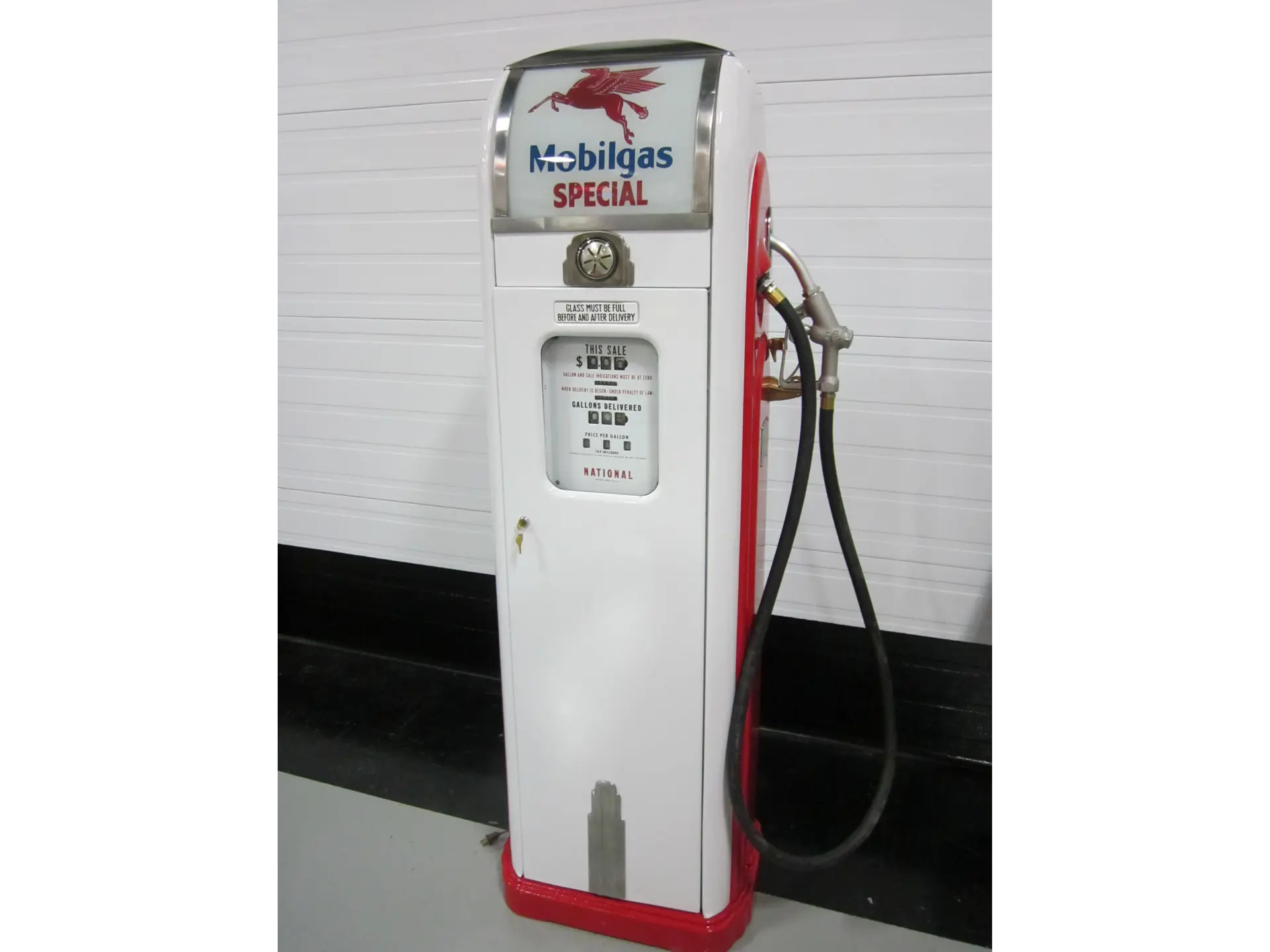 National A38 gas pump in Mobilgas Special branding. | Auburn Spring ...