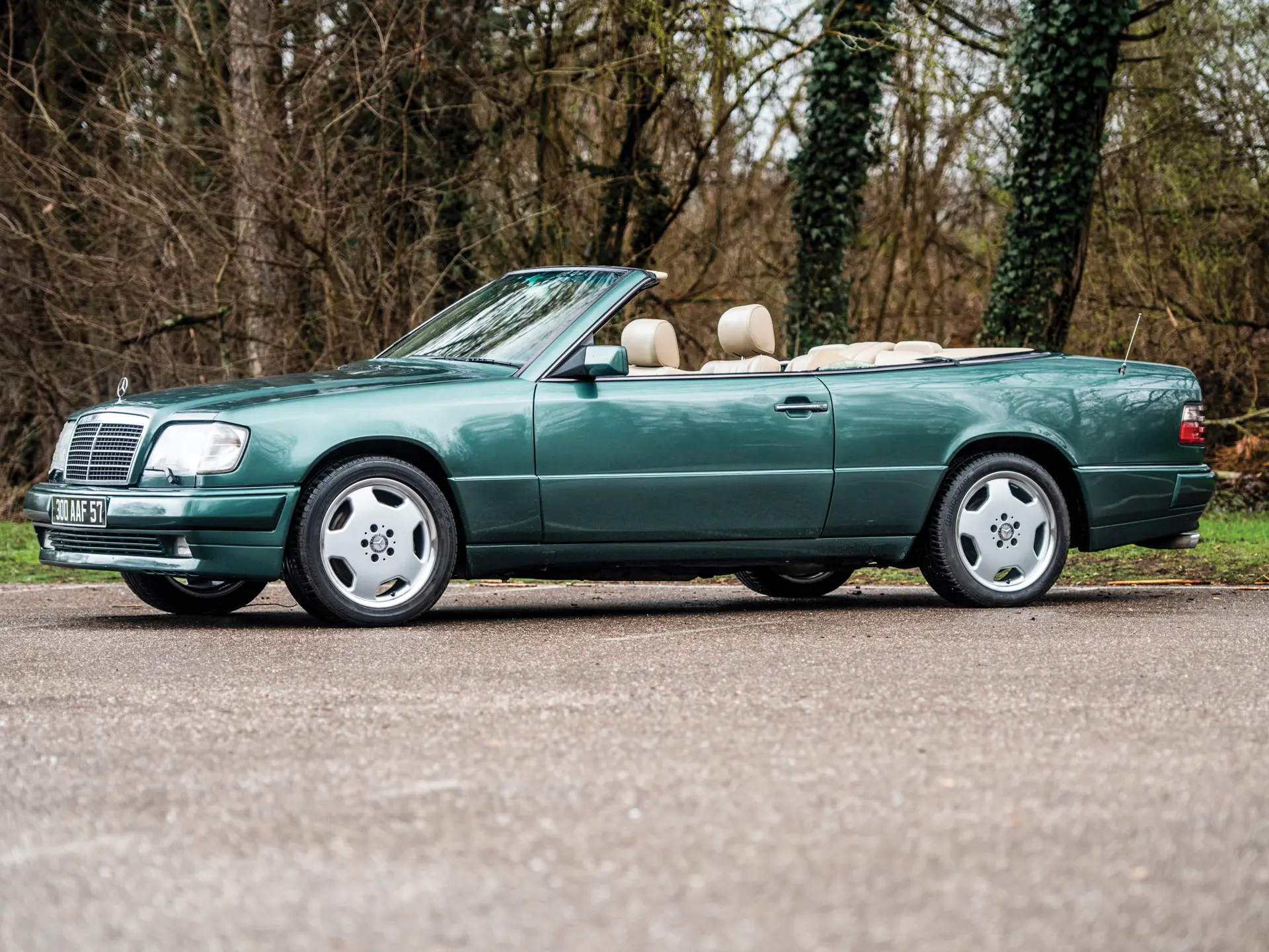 1994 Mercedes-Benz E 36 AMG Cabriolet | Essen 2019 | RM Sotheby's
