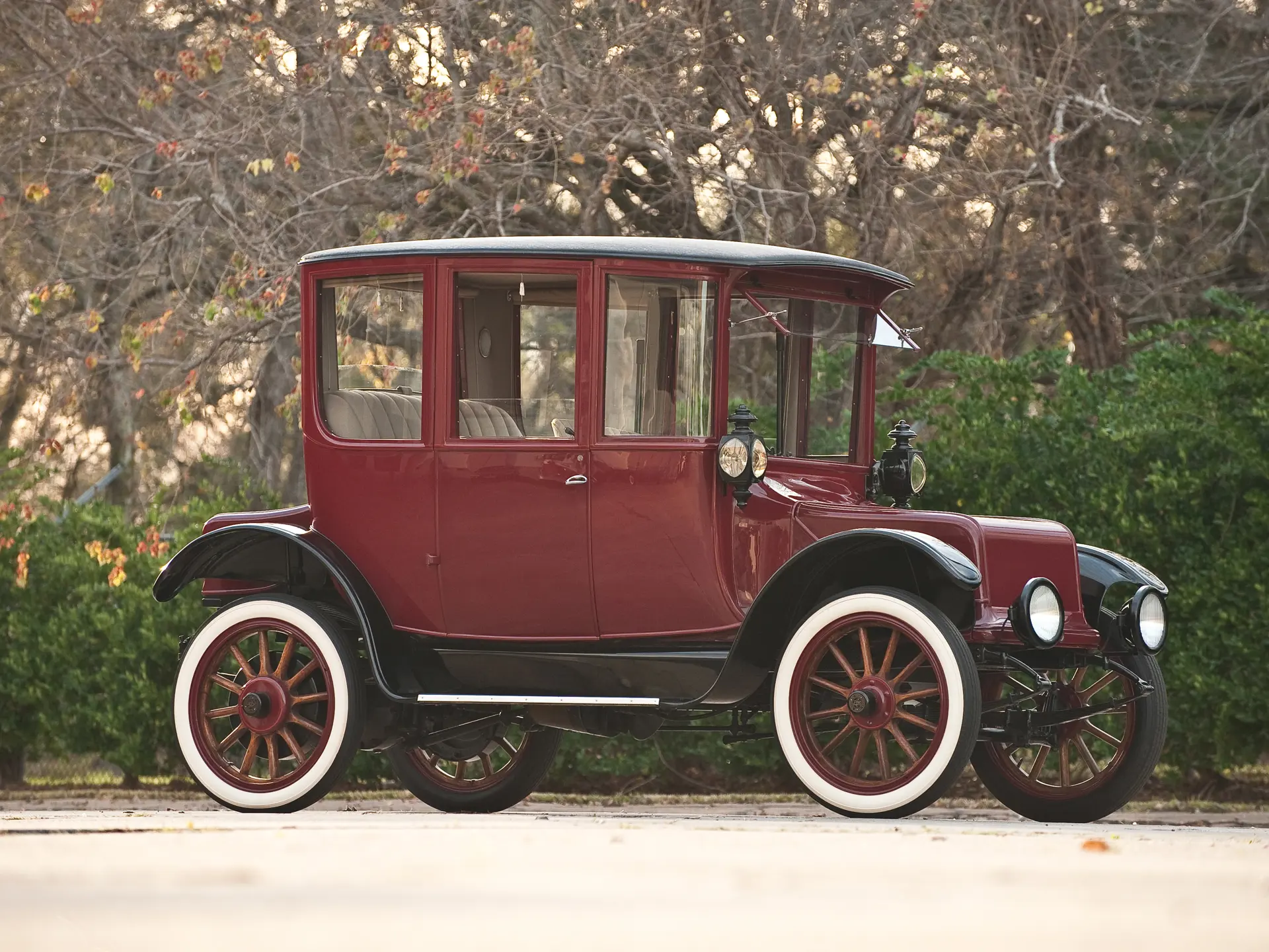 1919 Rauch & Lang Double Drive Electric Coach | Amelia Island 2011 | RM ...