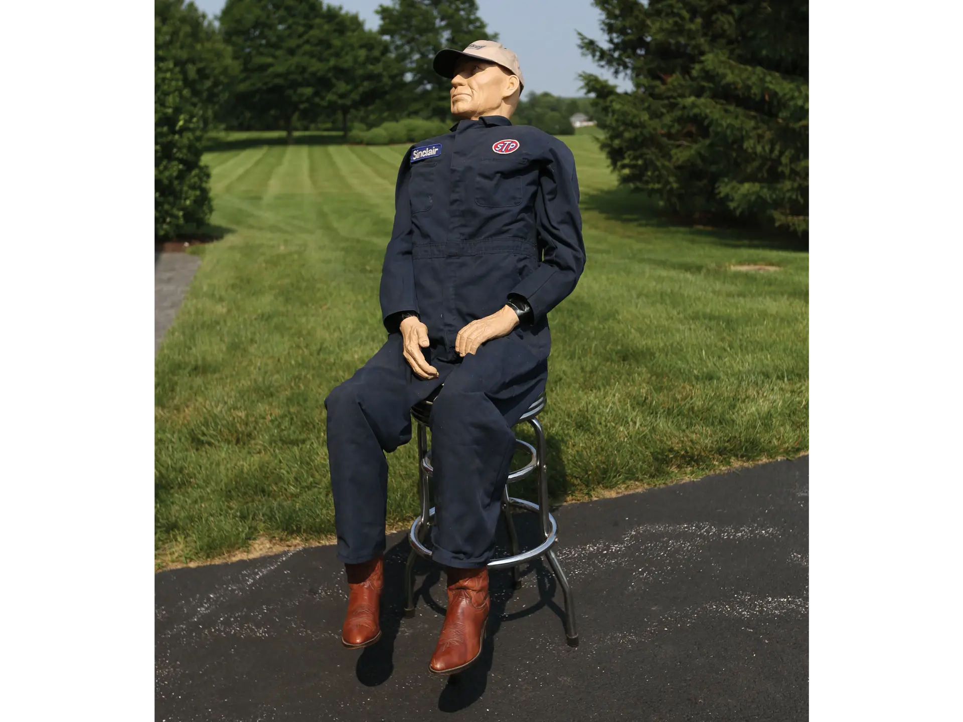 Service Station Attendant Mannequin | Auburn Fall 2015 | RM Sotheby's