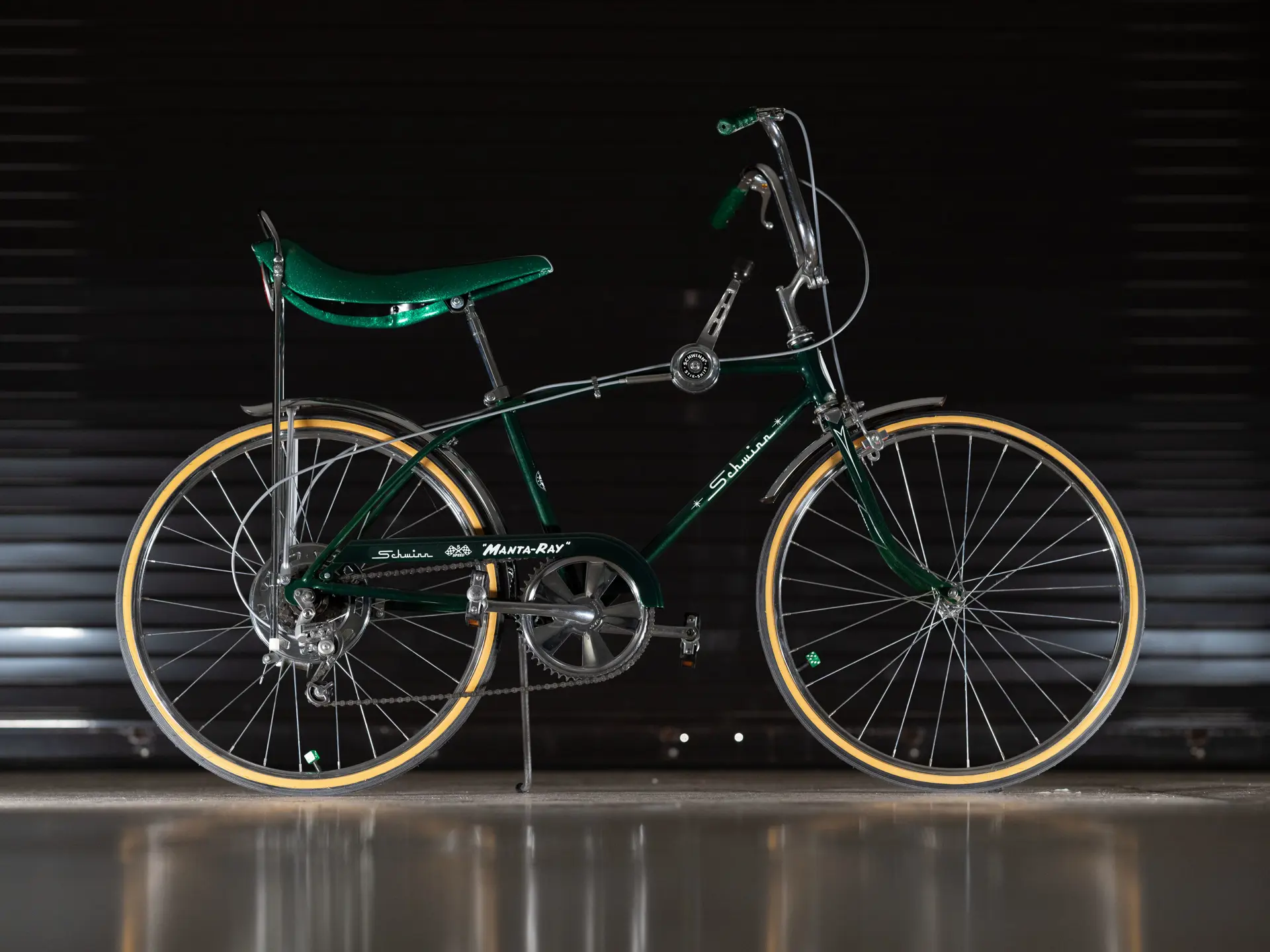 1972 Schwinn Manta-Ray Bicycle | Shift Online: North America | RM Sotheby's