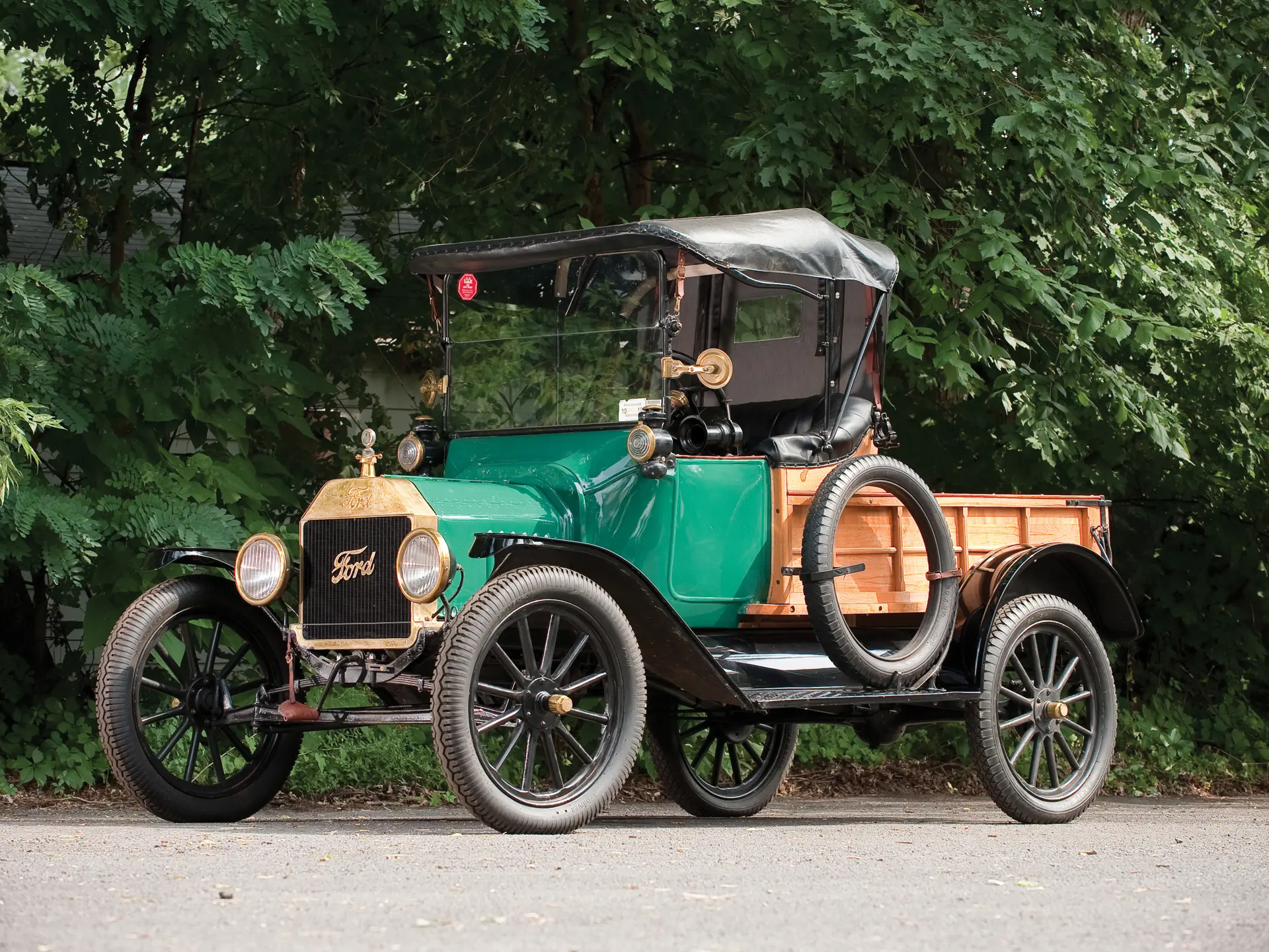 1915 Ford Model T Roadster Pickup | Vintage Motor Cars of Hershey 2010 ...