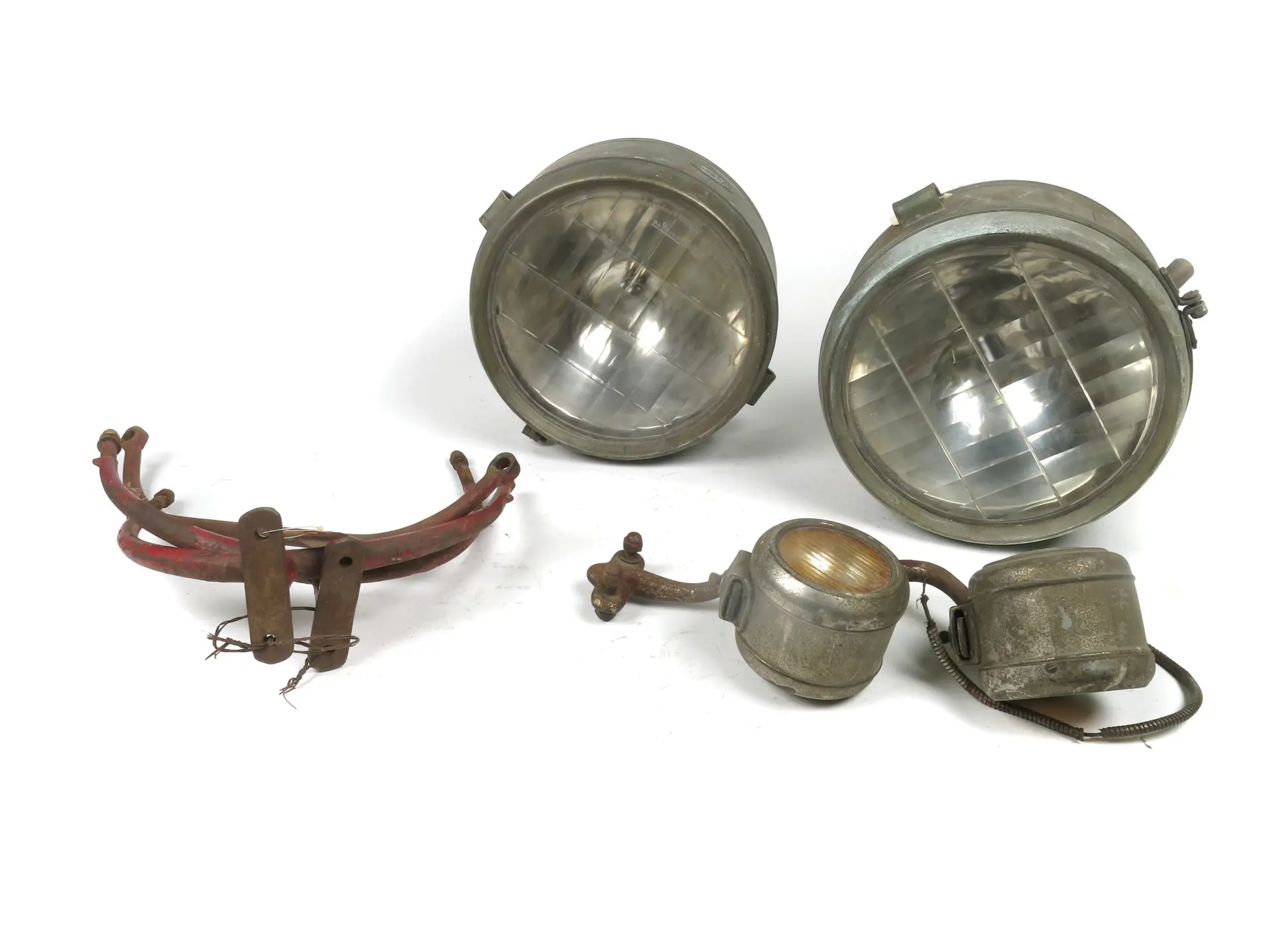 (2) Boxes Vesta Drum Type Headlamps, Cowl Lamps and Brackets | Auburn ...