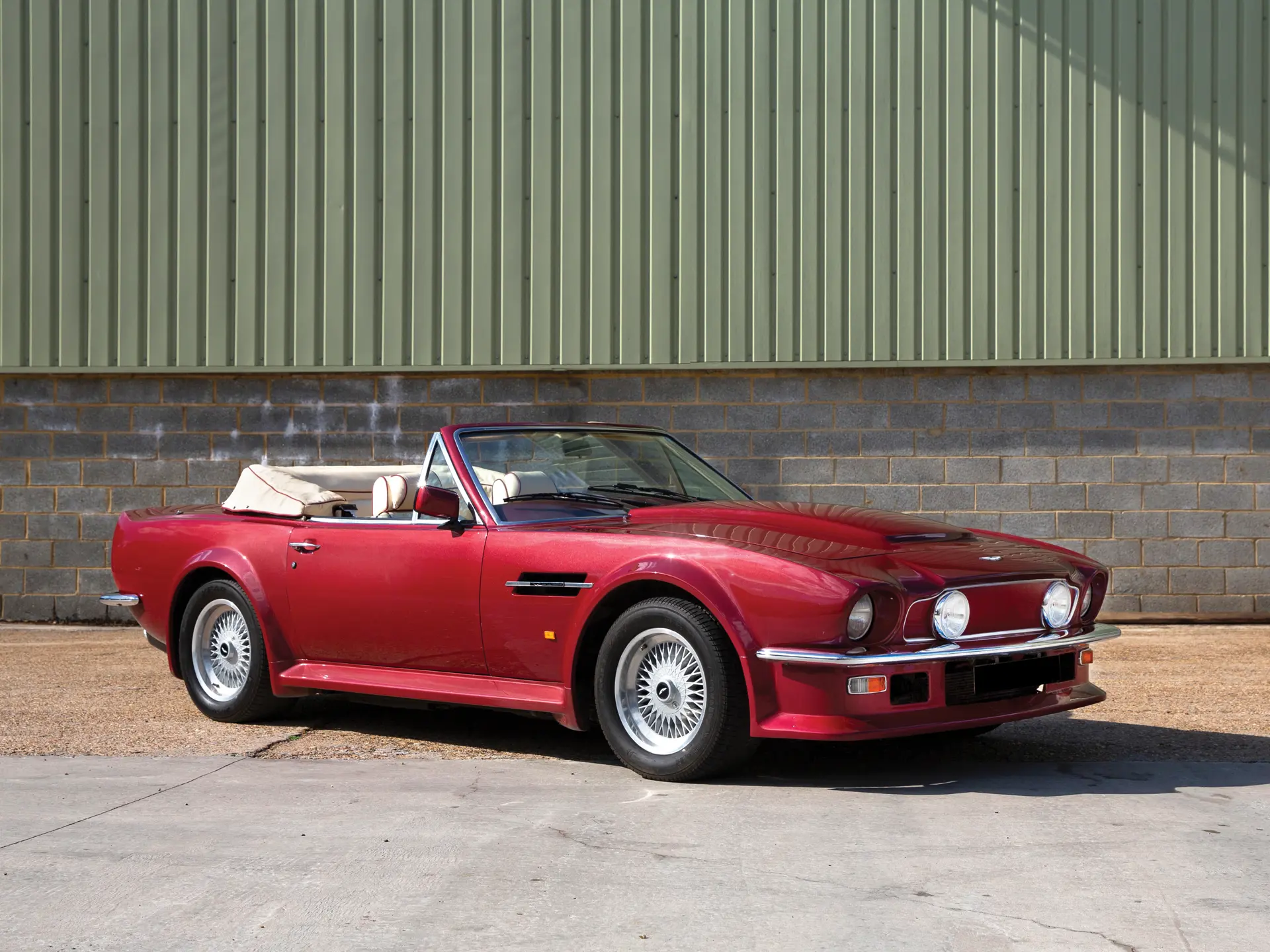 1988 Aston Martin V8 Vantage Volante 'X-Pack' | London 2018 | RM Sotheby's
