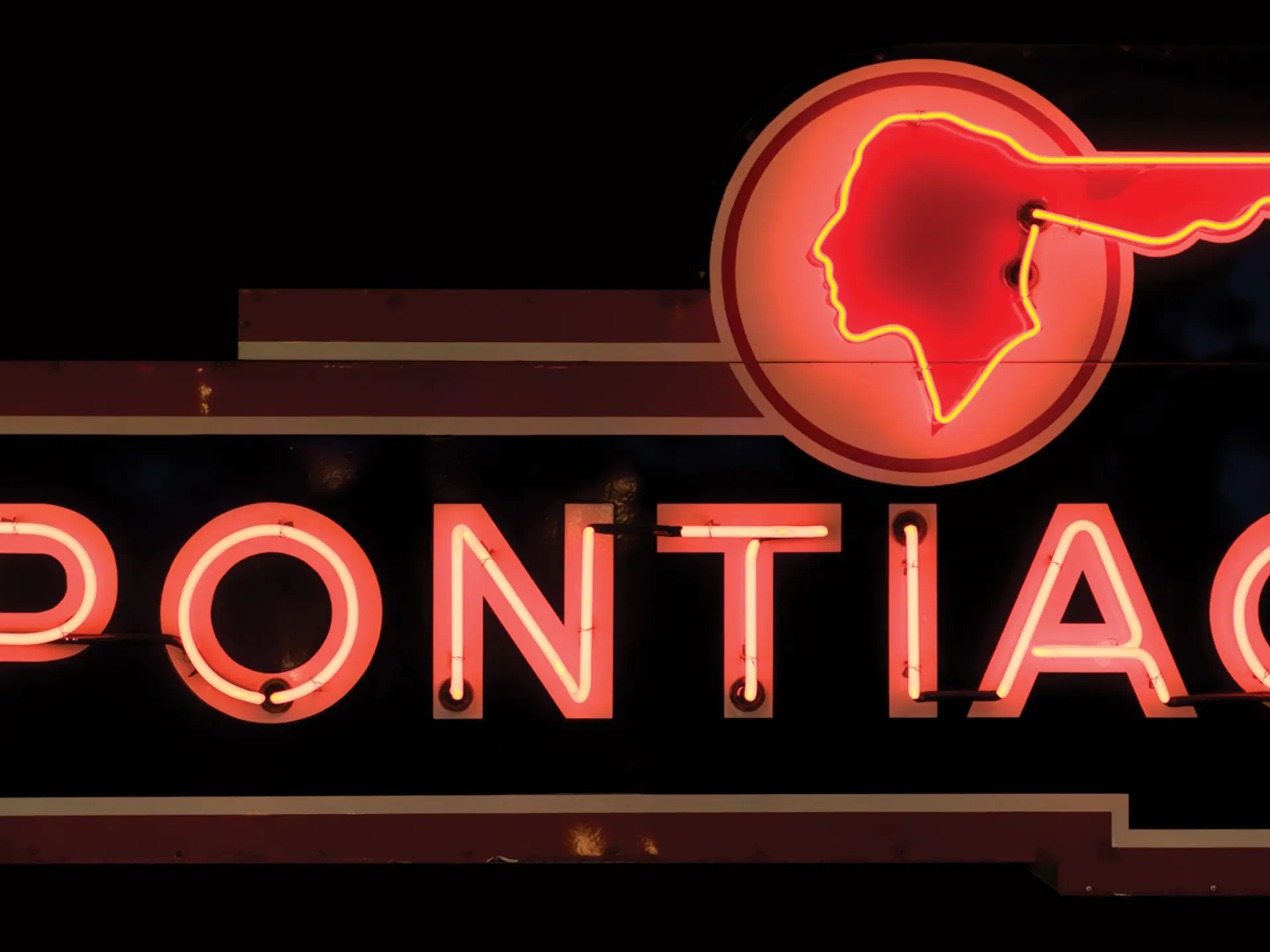 Pontiac Sign | Vintage Motor Cars of Hershey 2009 | RM Sotheby's