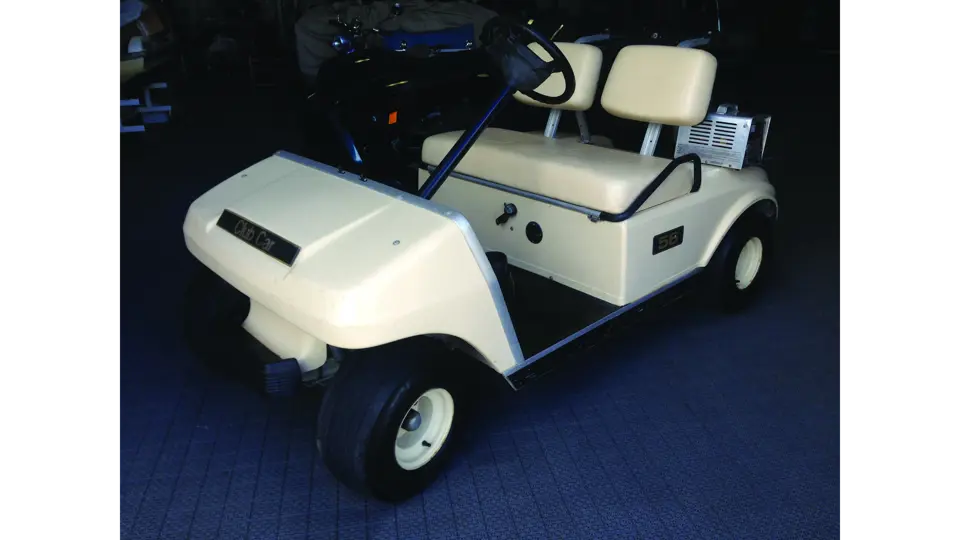 Club Car golf cart | Auburn Fall 2016 | RM Sotheby's