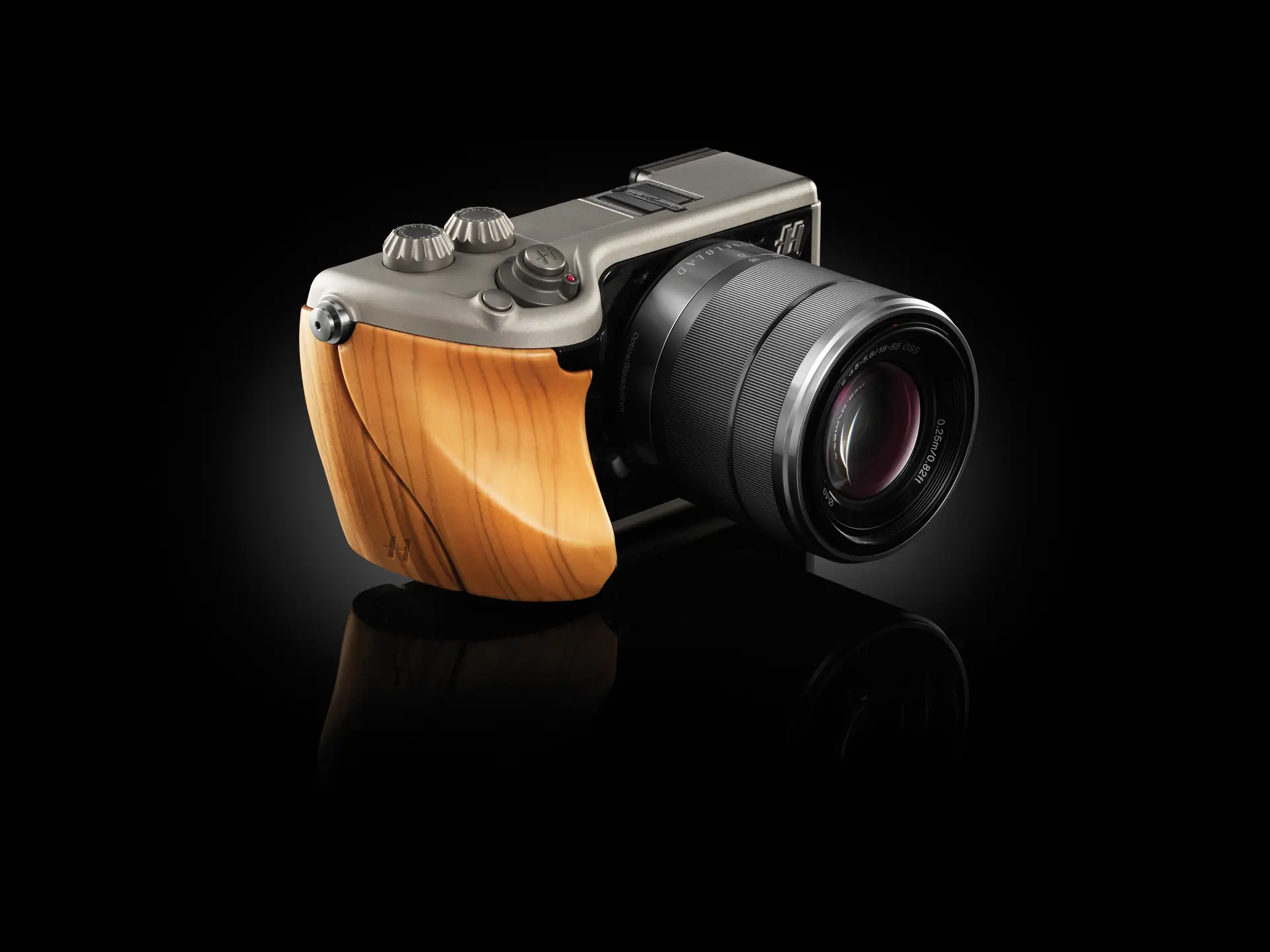 Hasselblad Lunar Olive Wood Luxury Camera | Amelia Island 2014 | RM ...