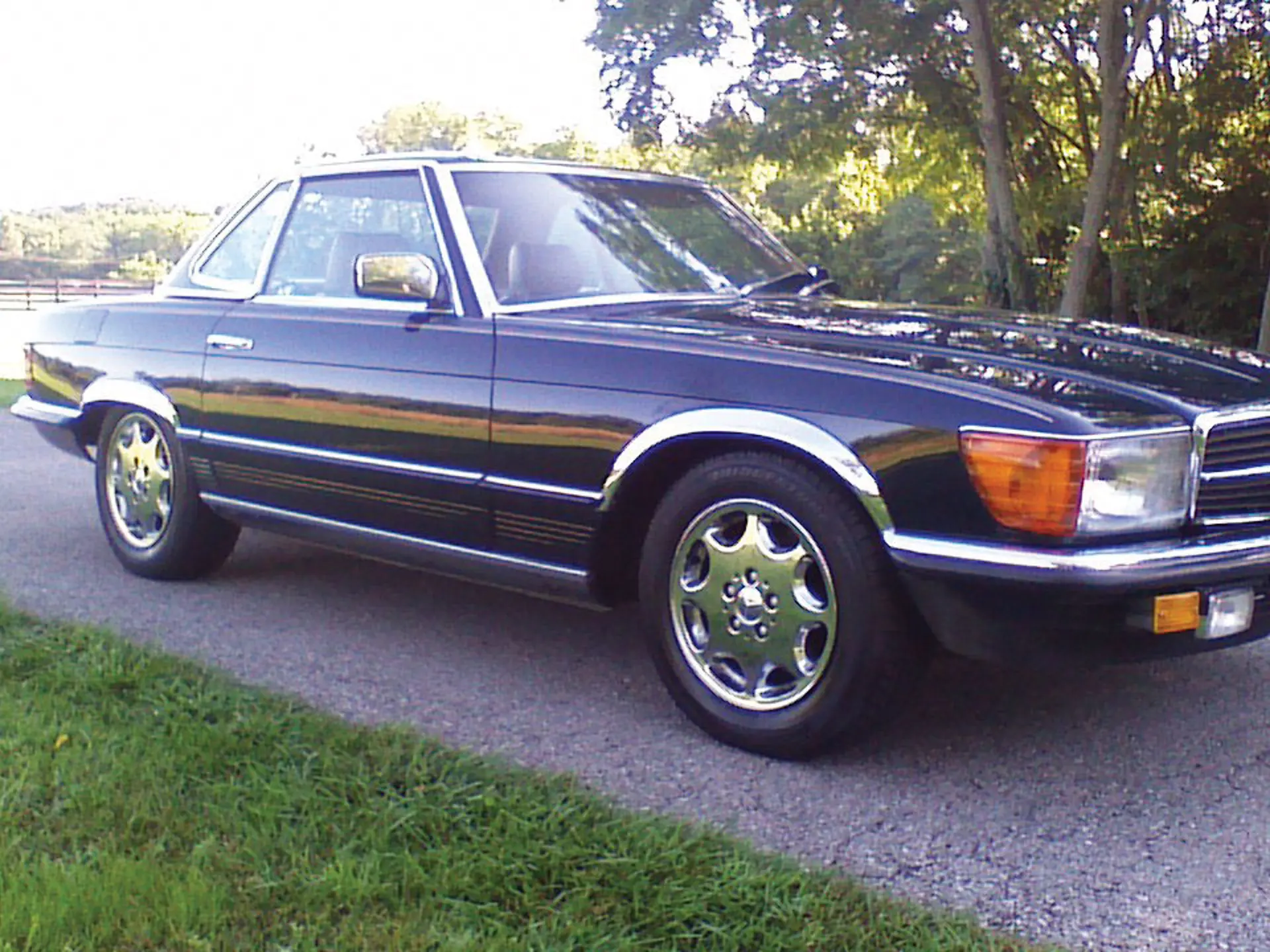 1985 Mercedes-Benz 500 SL | Auburn Fall 2014 | RM Sotheby's