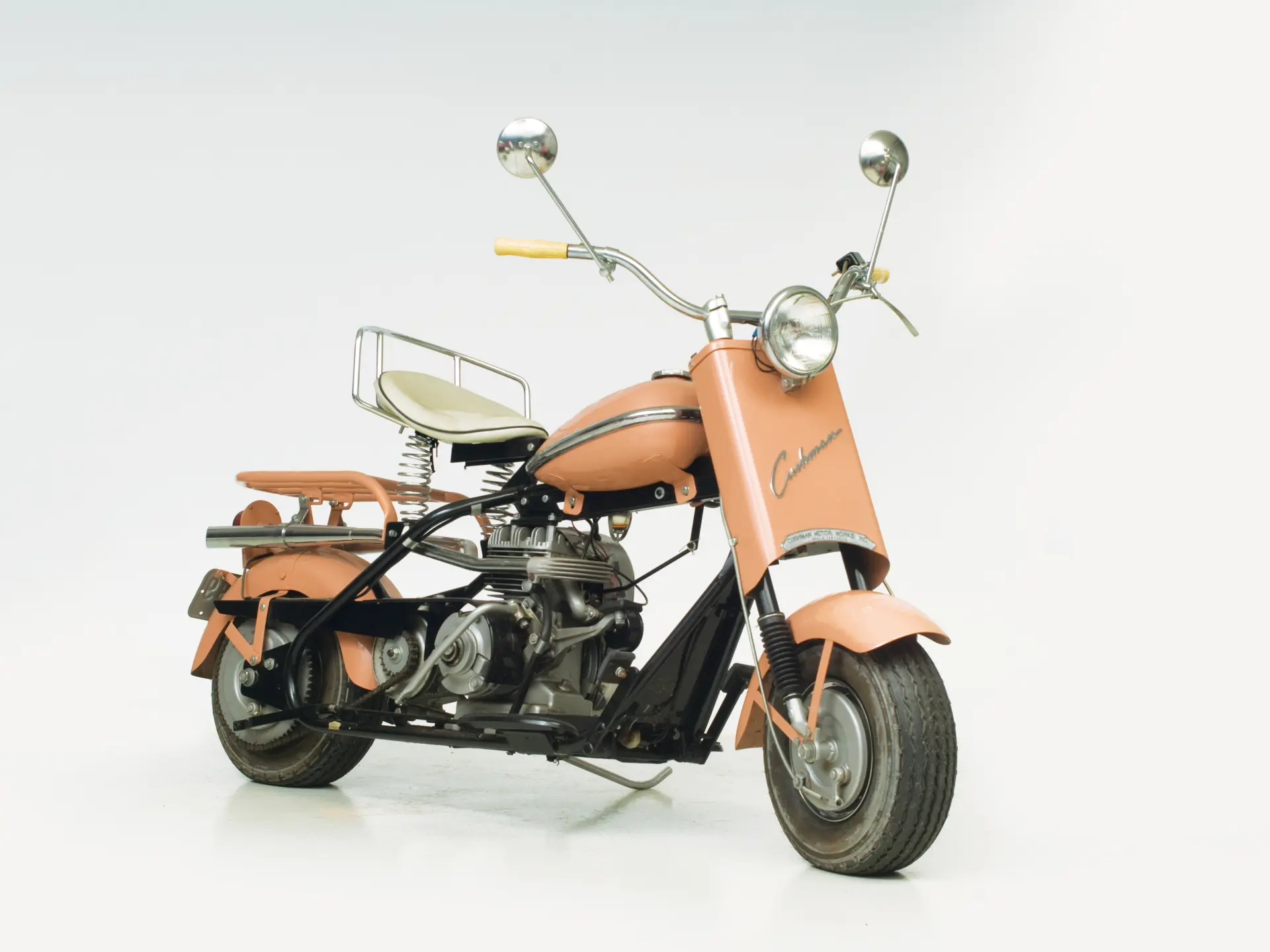 1958 Cushman Silver Eagle | The Al Wiseman Collection | RM Sotheby's
