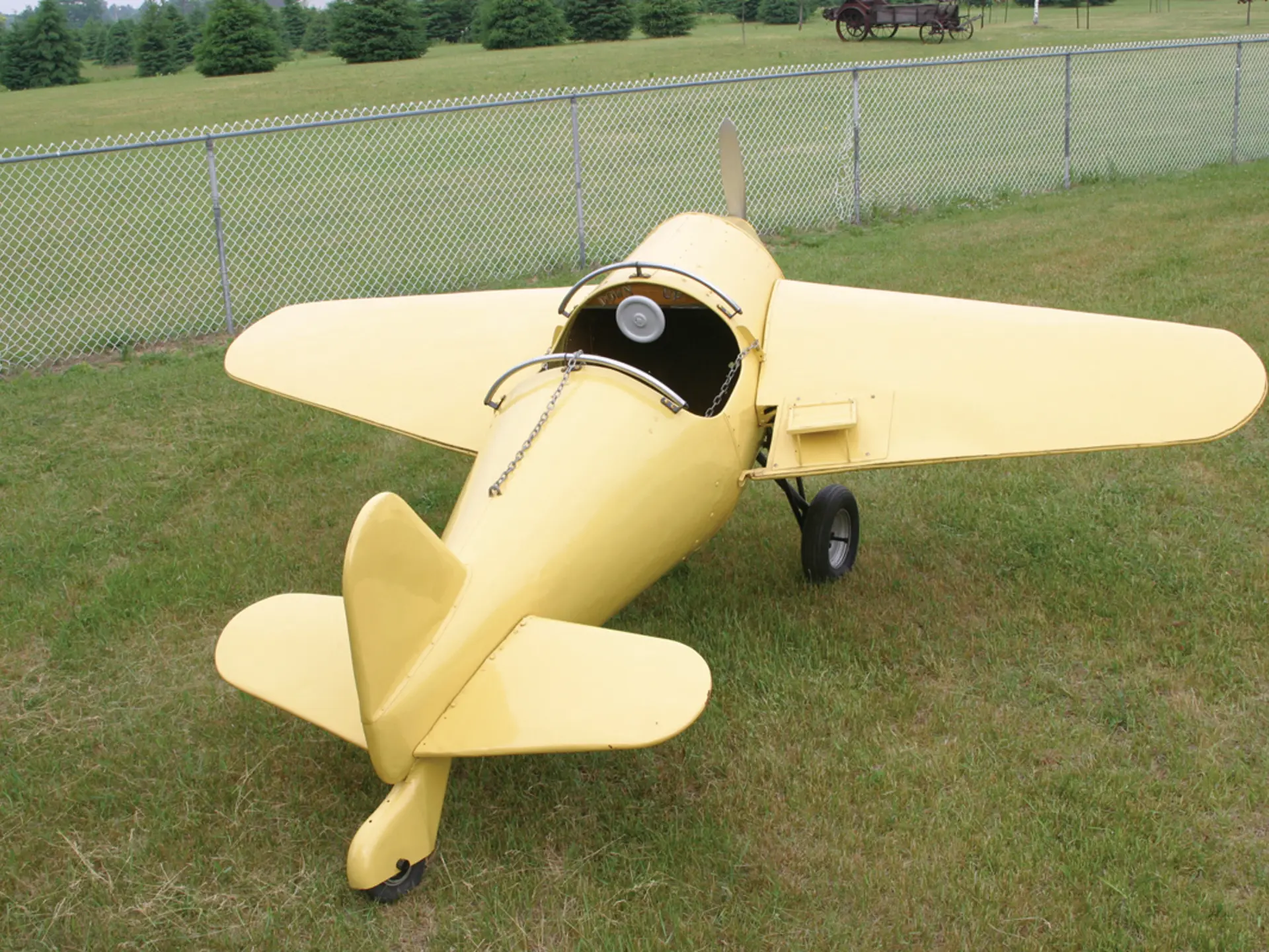 AIRPLANE | Private Collection of Tom & Marlene Stackhouse | RM Sotheby's