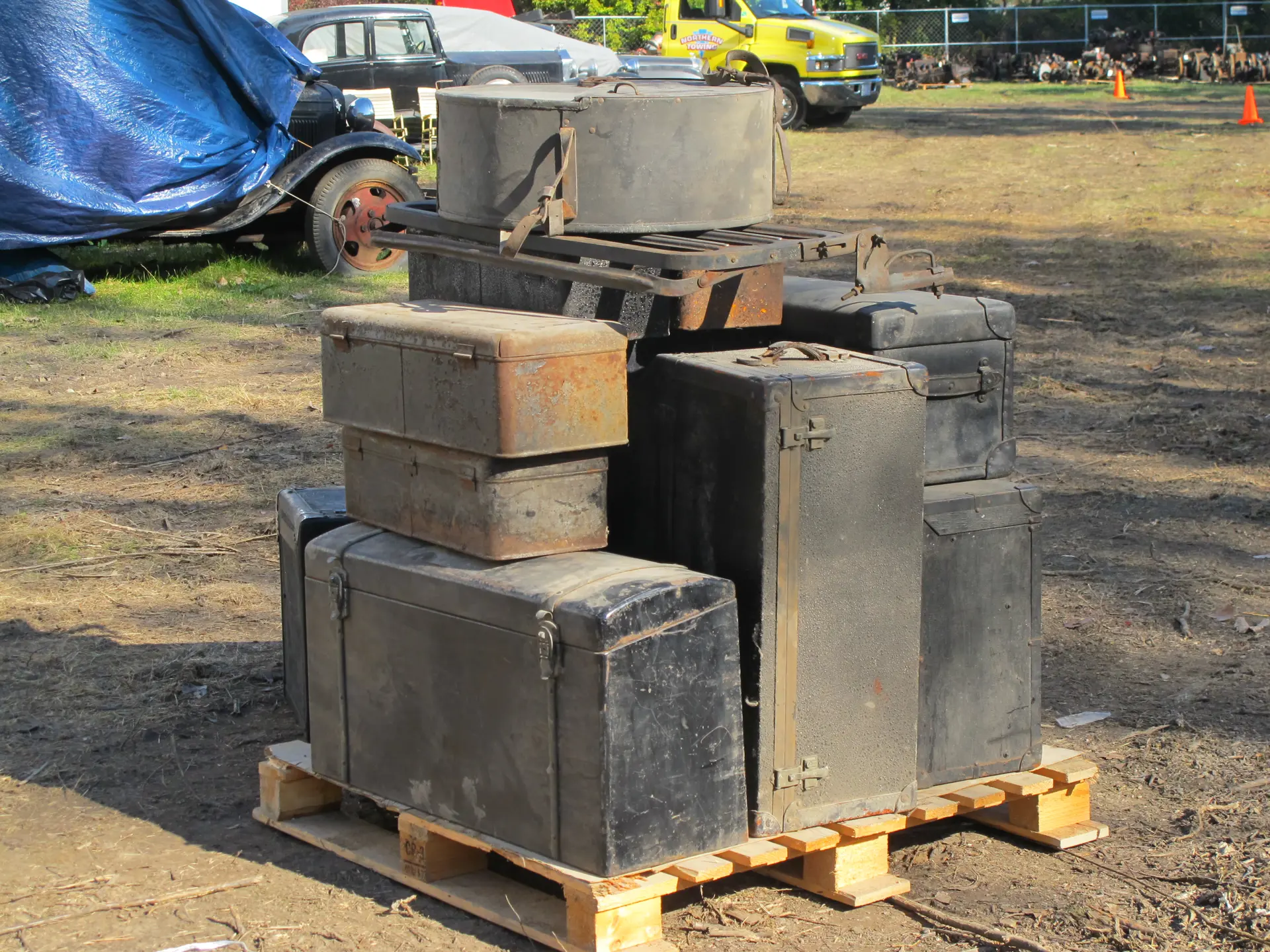 Car Accessories | The Lee Roy Hartung Collection | RM Sotheby's