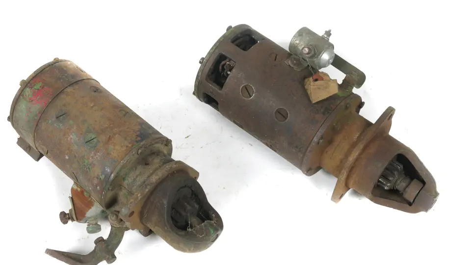 (1) Box Two John Deere Tractor Starters | Auburn Fall 2014 | RM Sotheby's