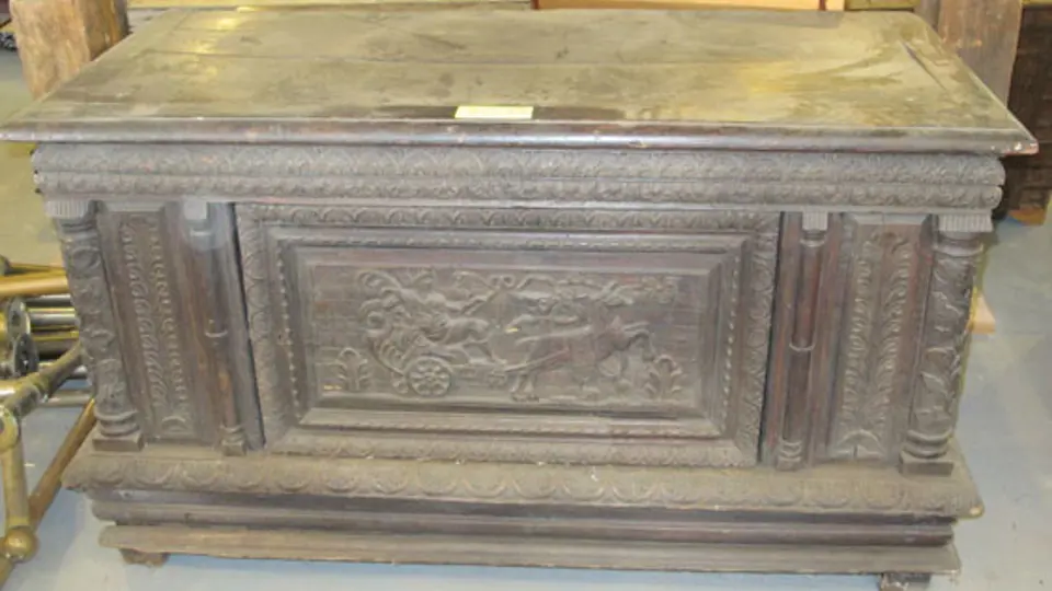 Large Vintage Chest | The Bennett Collection | RM Sotheby's